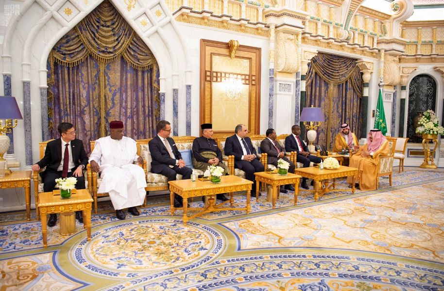 Custodian of the Two Holy Mosques Receives Credentials of a Number of ...