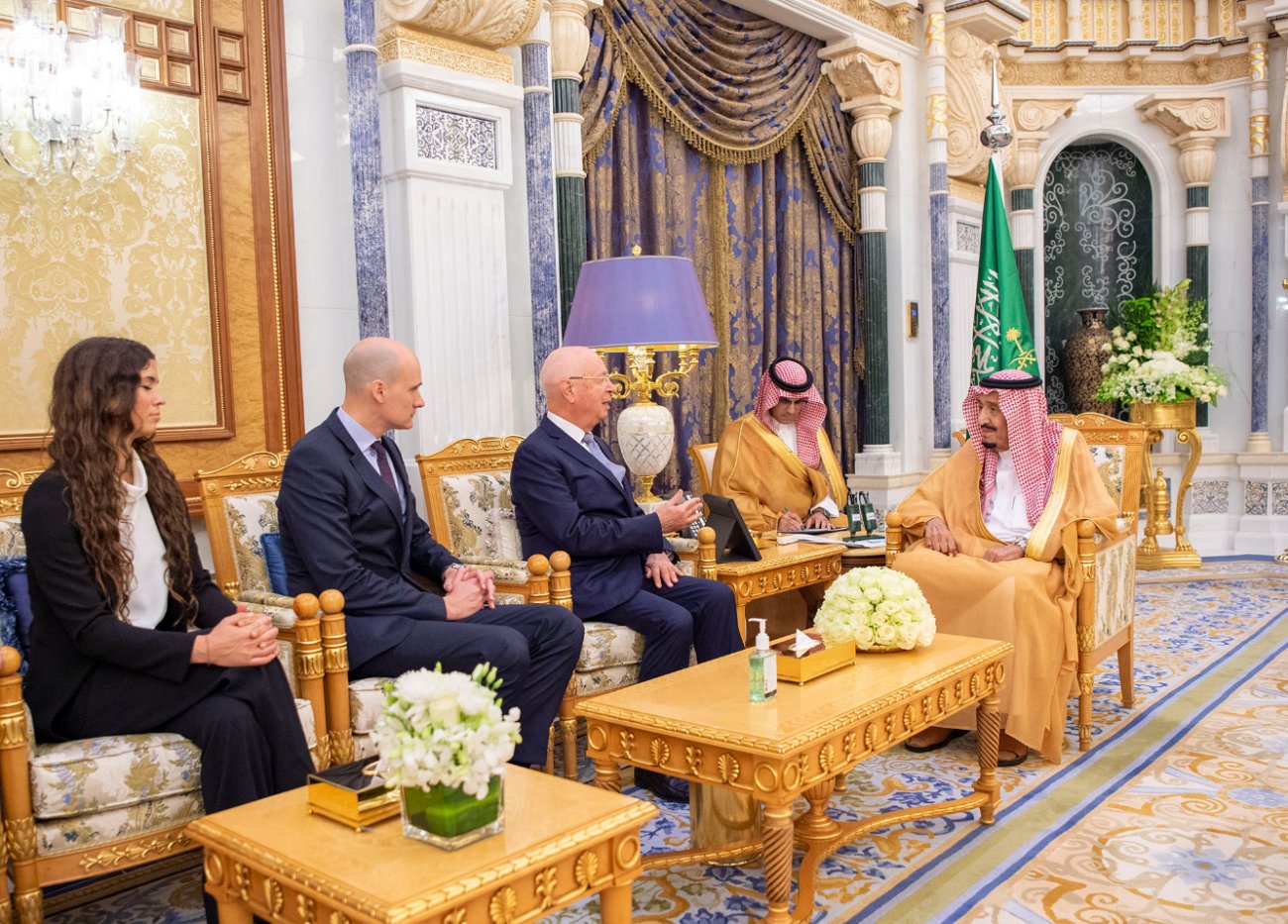 Custodian of the Two Holy Mosques receives CEO and Founder of World ...
