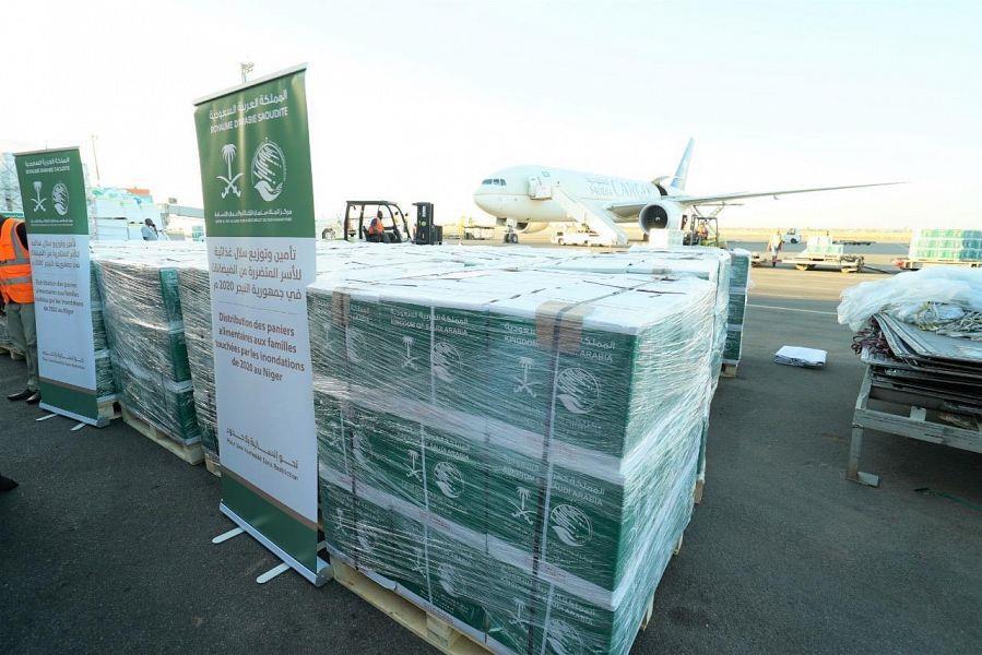 Le CRS livre 100 tonnes de nourriture aux personnes touchées au Niger