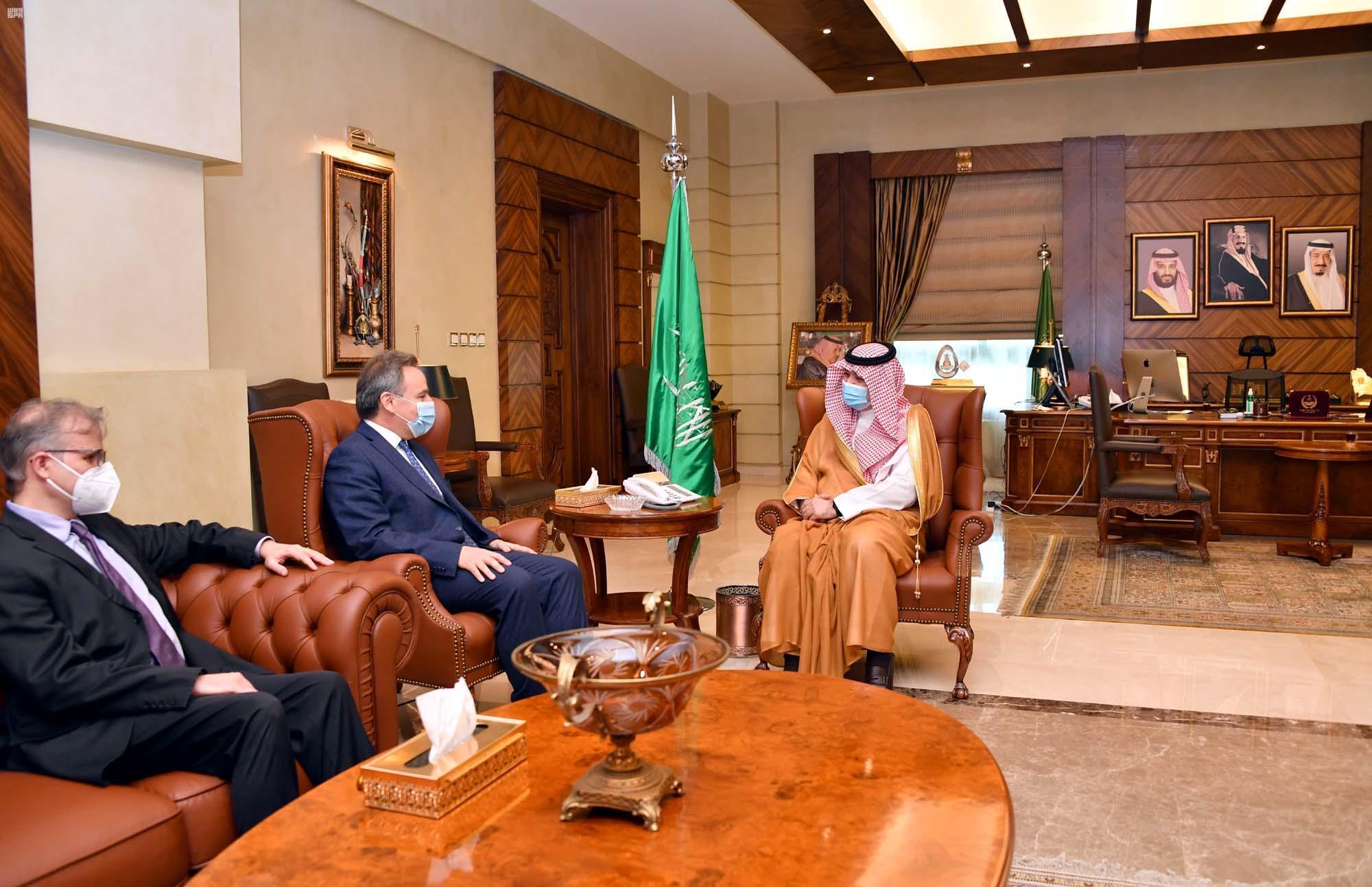 Jeddah Governor Receives Greek Ambassador