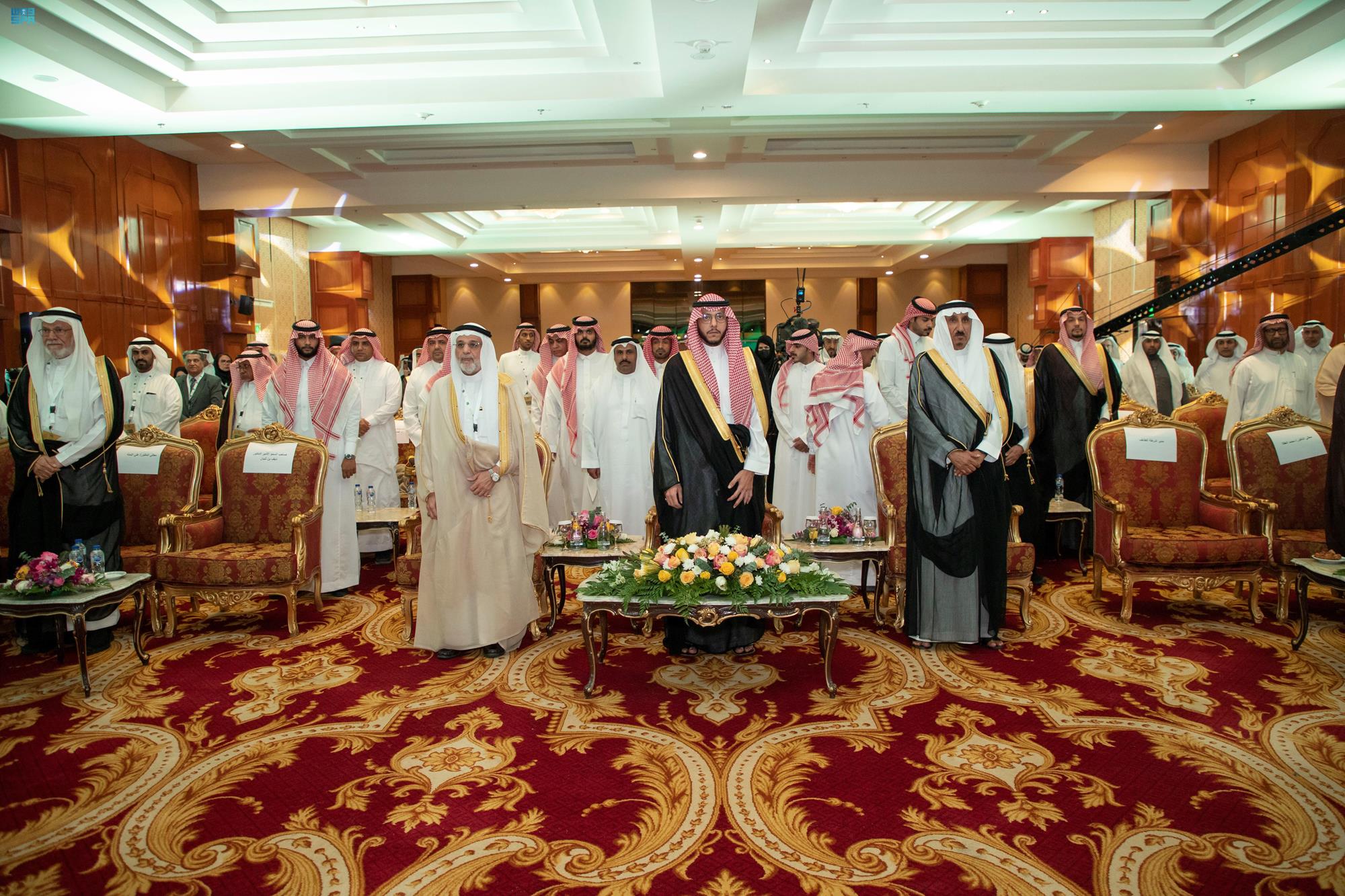 ثقافي سمو الأمير سعود بن نهار يفتتح أعمال ملتقى الطائف تاريخ وحضارة