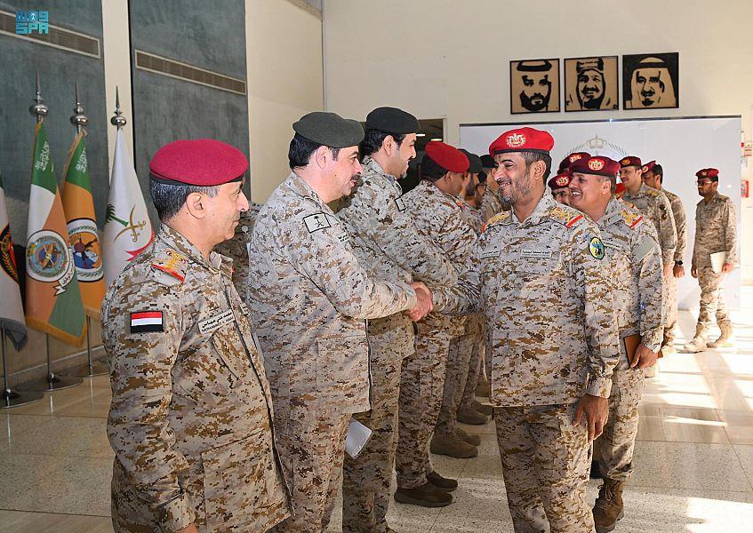 Commander of Joint Forces Receives Yemeni Chief of General Staff