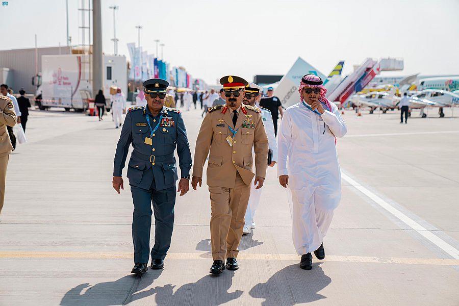 Secretary-General of the IMCTC Meets with Chief of Staff of Bahrain ...