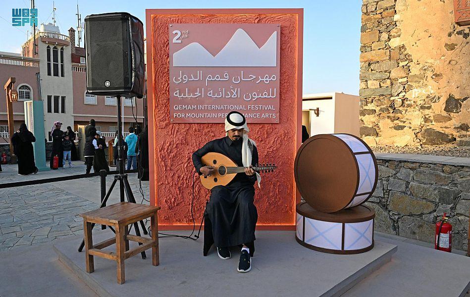 "Shamsan Castle" Enthralls Visitors of Qemam International Festival ...