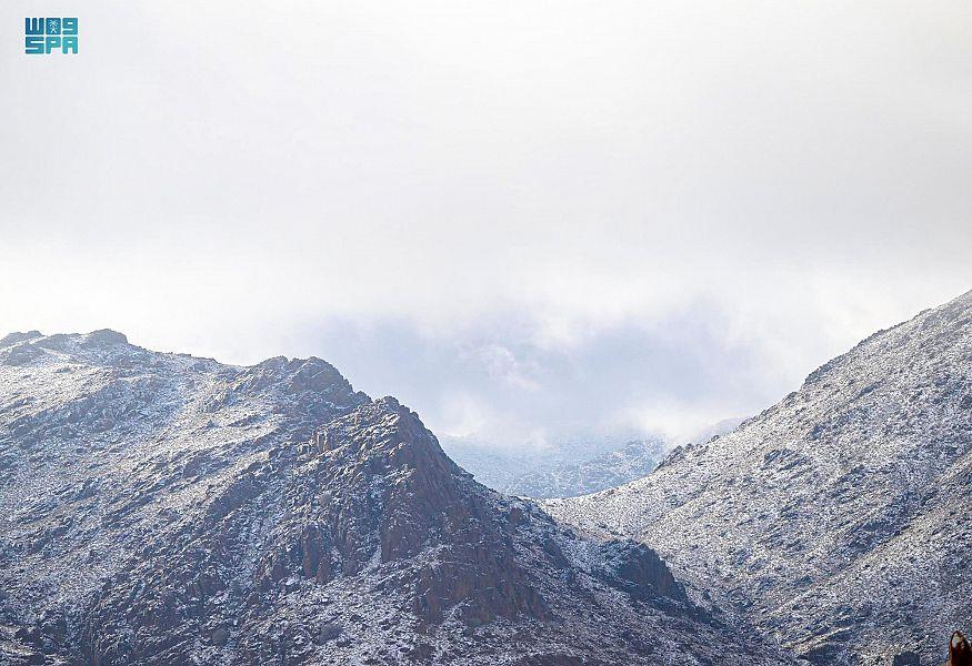 Tabuk's Jabal Al-Lawz Blanketed with Snow for Third Time