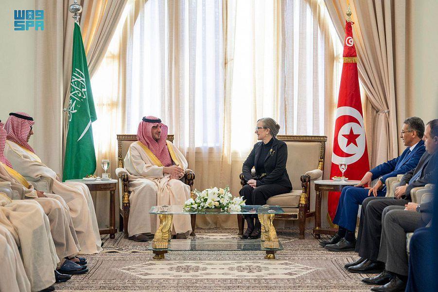 Le Prince Abdulaziz Bin Saud Bin Nayef Rencontre La Cheffe Du Le Prince Abdulaziz Bin Saud Bin Nayef Rencontre La Cheffe Du