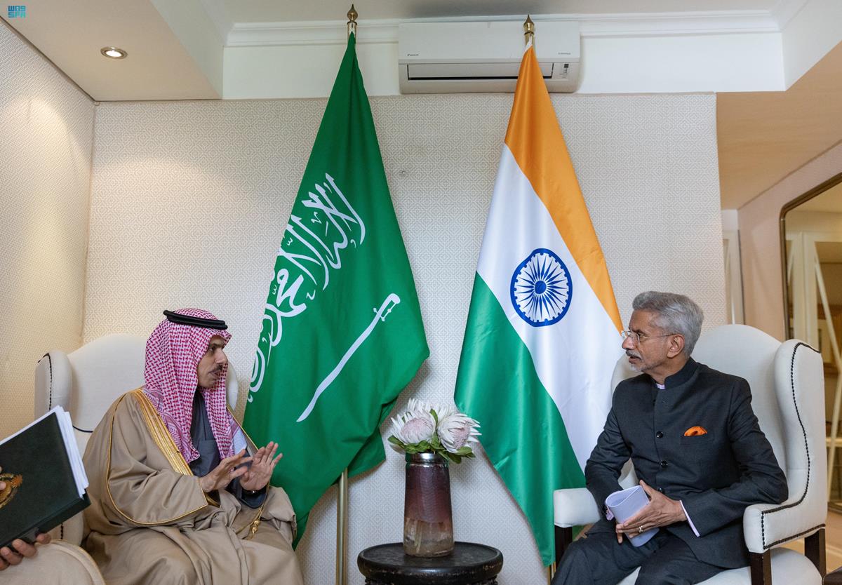 Saudi Foreign Minister Meets Indian Counterpart