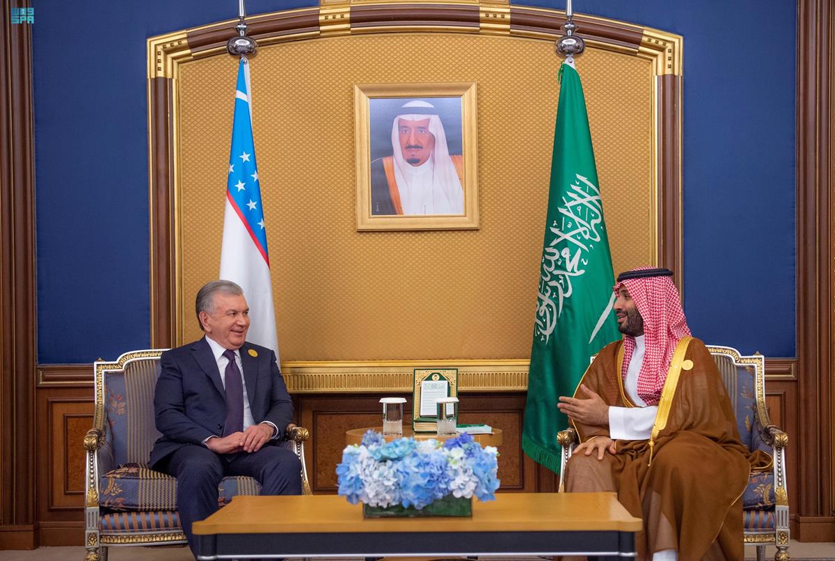 HRH Crown Prince Meets with Uzbek President on Sidelines of GCC-Central ...