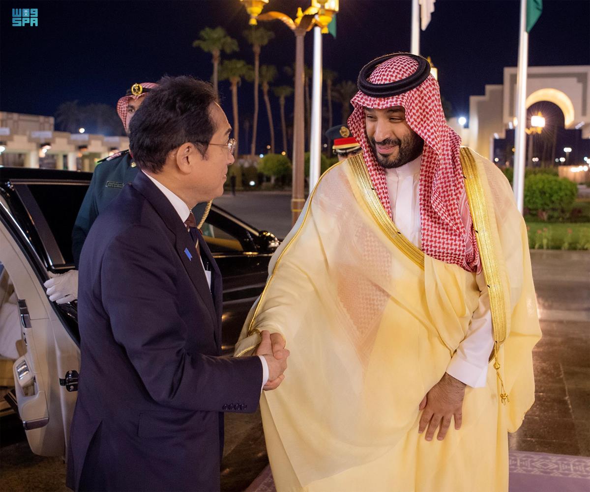 HRH Crown Prince Receives Japanese Prime Minister, Both Hold Official Talks