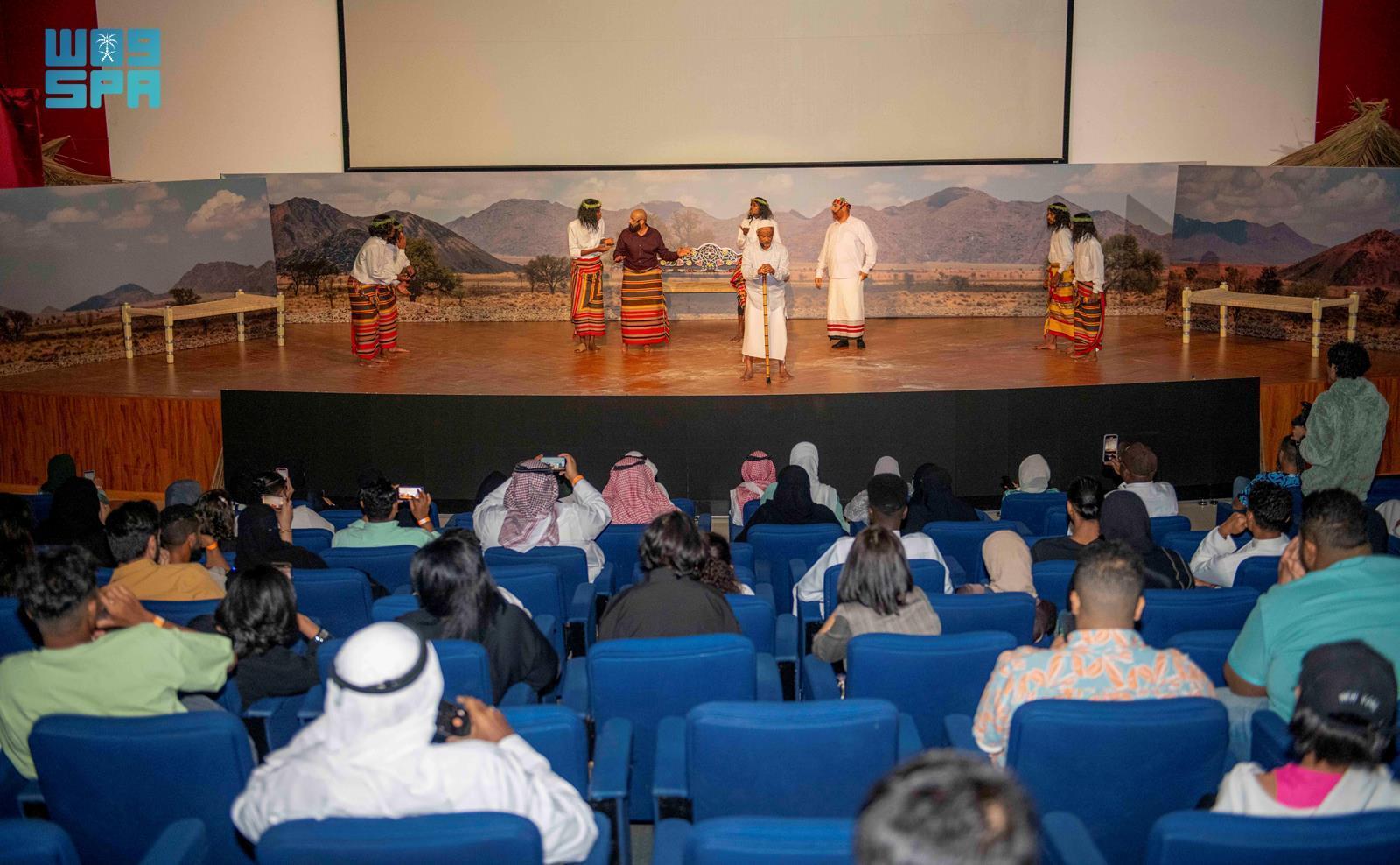 ثقافي مسرحية ست الروح تجذب جمهور المسرح في جدة