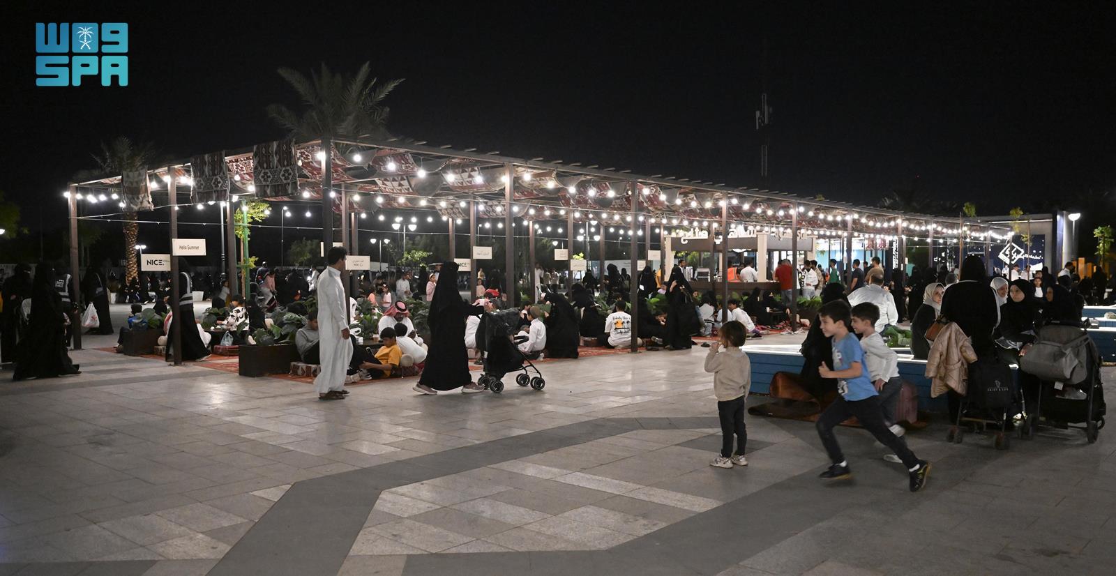 Quba Square in Madinah Bustles with Activities