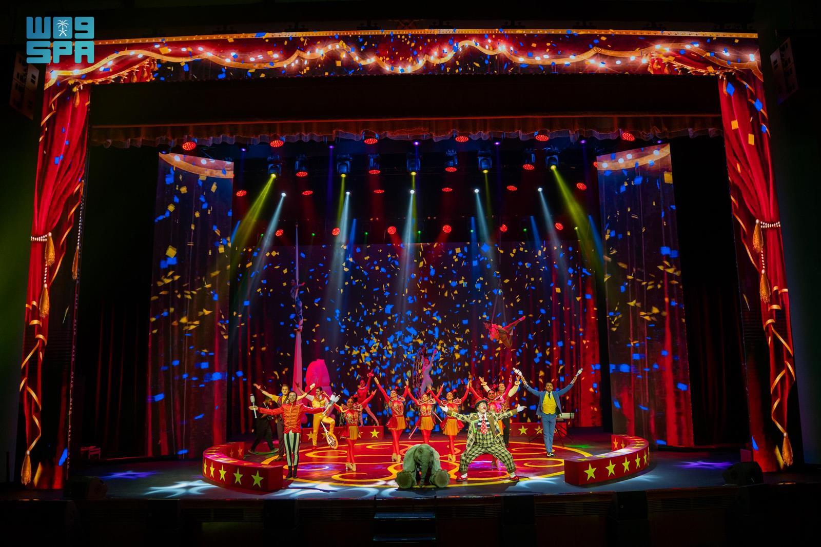 Theater and Performing Arts Commission Brings Circus Comes to Town Show ...