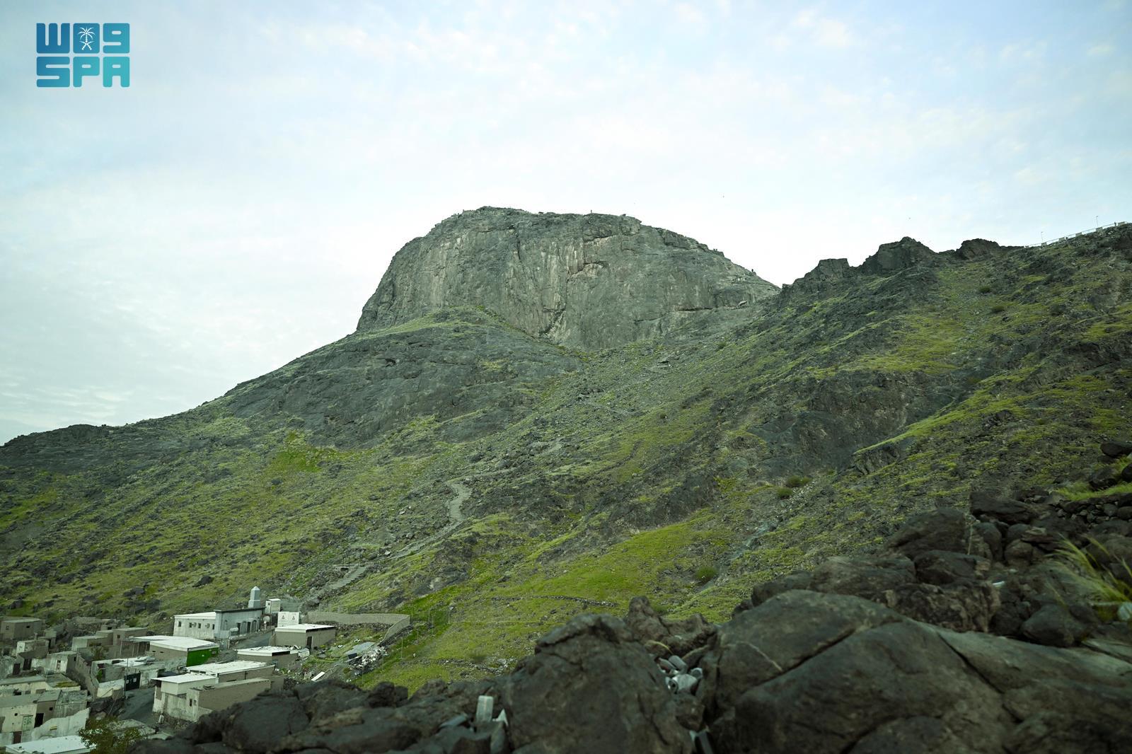SPA Lens Documents Breathtaking Greenery of Mountain Hira after ...