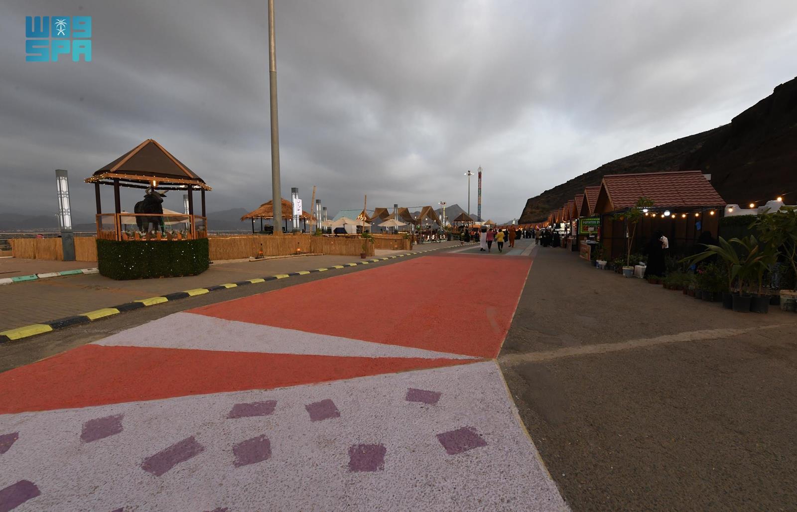 Visitors Interact with Art at Layali Mahayel Hawana Festival | Leaders