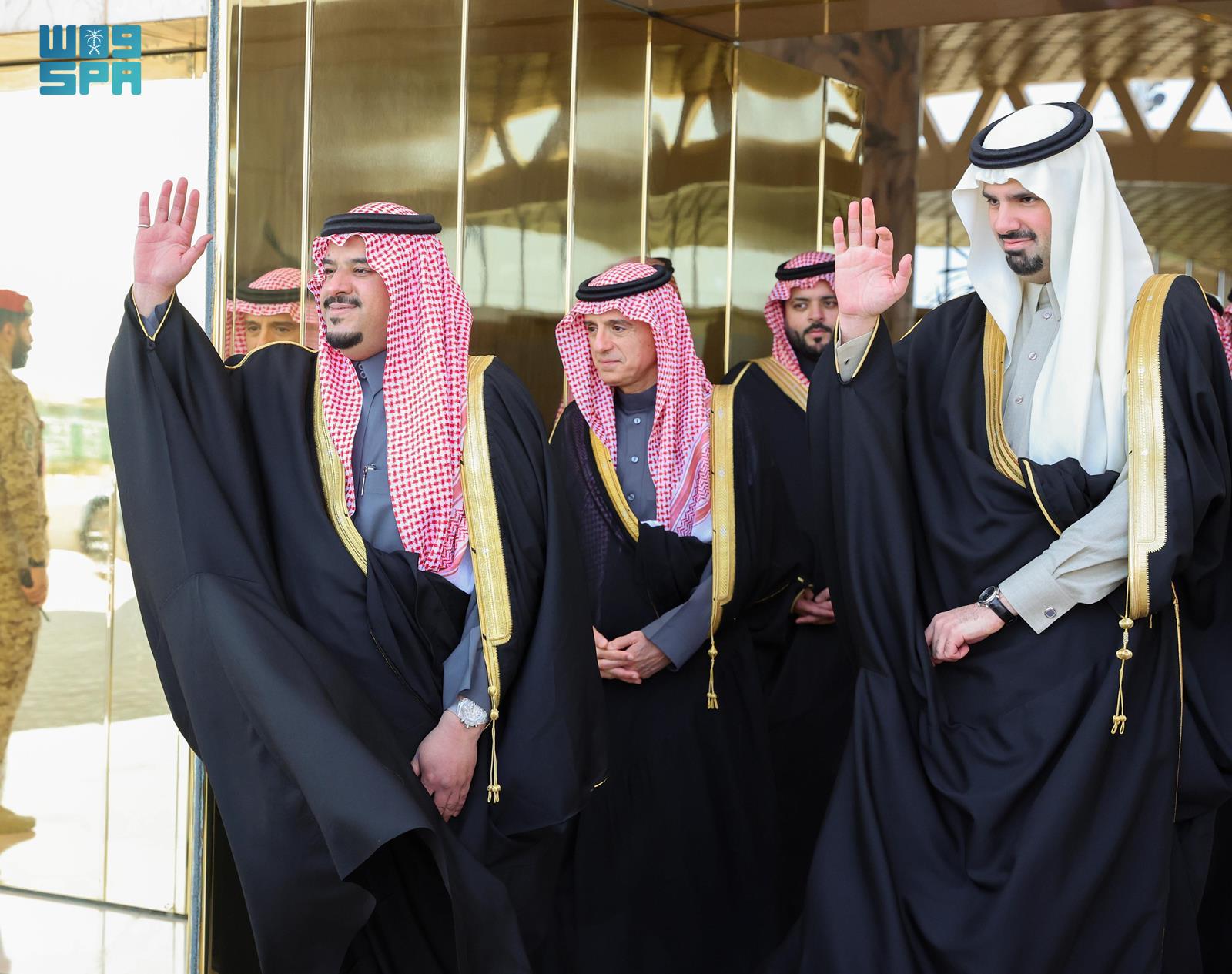 سياسي / رئيس وزراء مملكة هولندا يصل الرياض وفي مقدمة مستقبليه نائب أمير ...