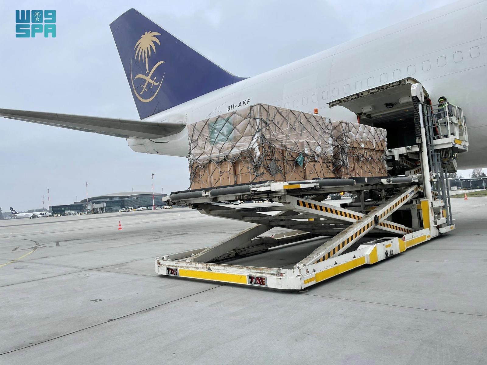 12th Saudi Relief Plane Arrives in Poland to Deliver Aid to Ukrainian ...