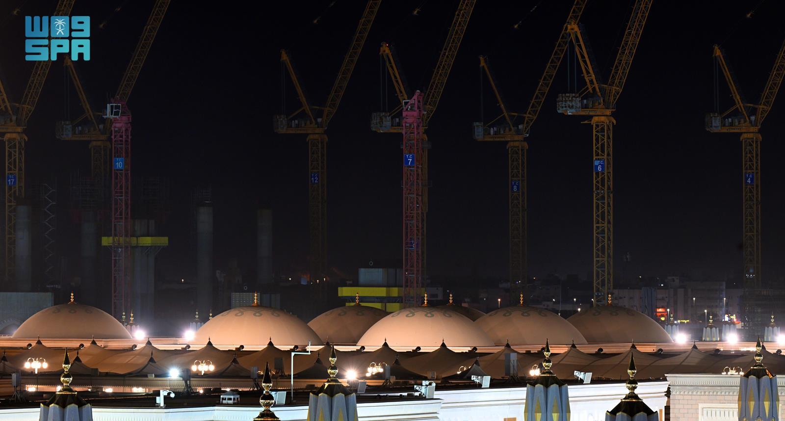 Prophet's Mosque Moving Domes – A Stunning Feat of Engineering