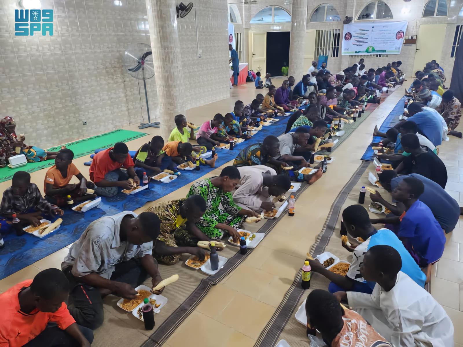 Ministry of Islamic Affairs Hosts Iftar Banquet at Islamic Center in Benin