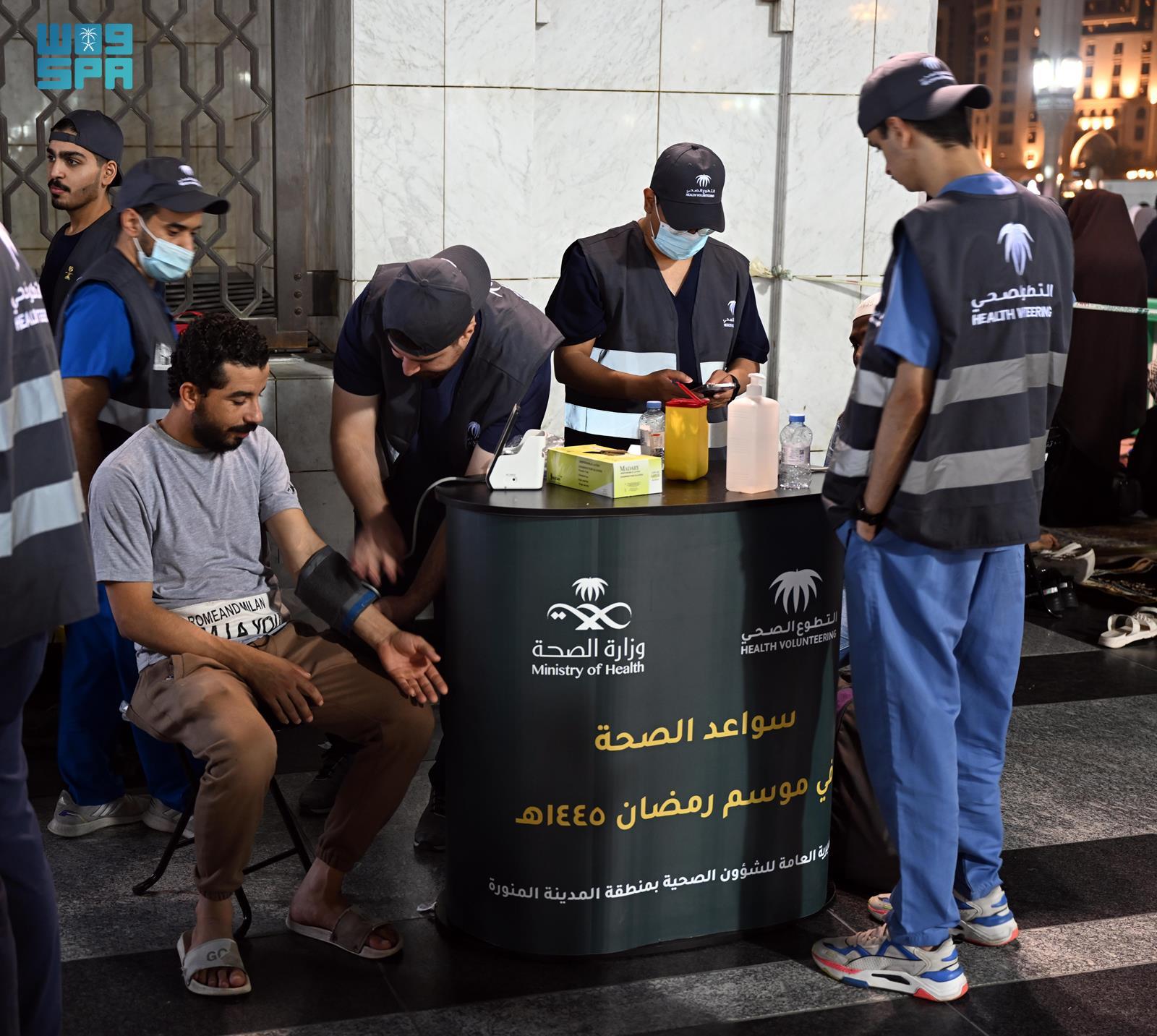 Over 350,000 Volunteer Hours in the Service of Prophet's Mosque in ...