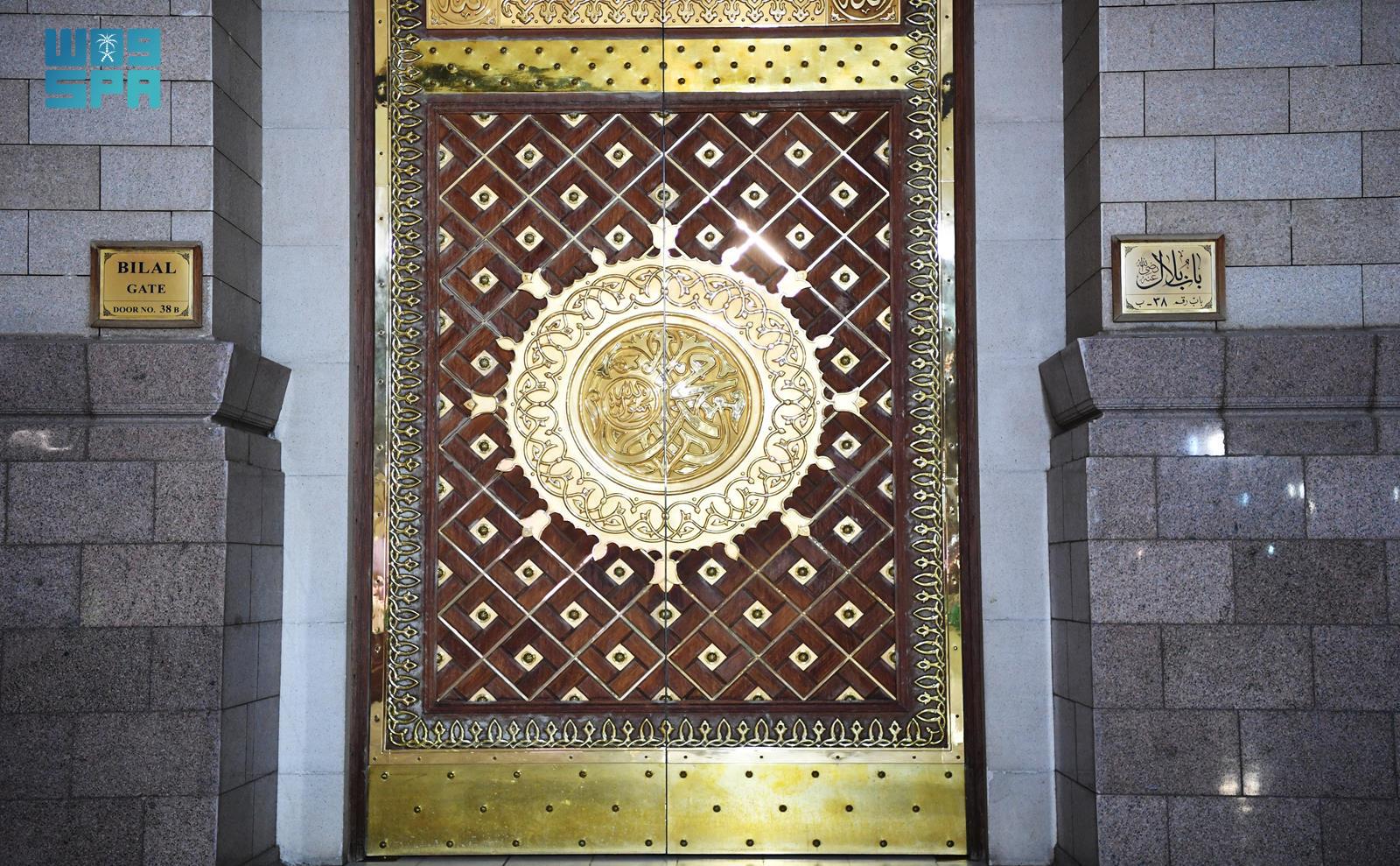 Doors of Prophet's Mosque: Distinctive Designs Reflecting Care and ...