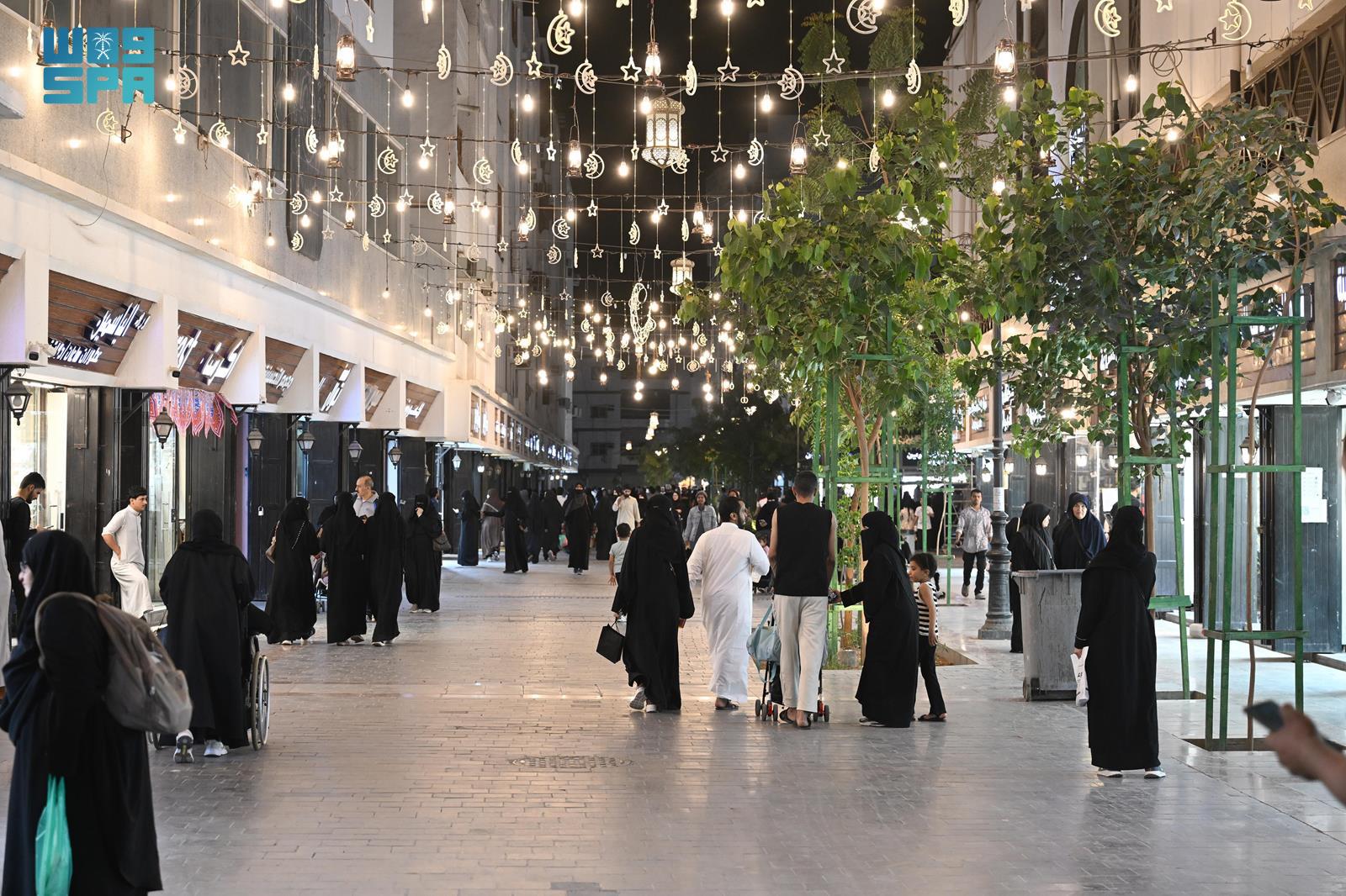Quba Avenue, a Cultural Landmark that Attracts Prophet's Mosque and ...