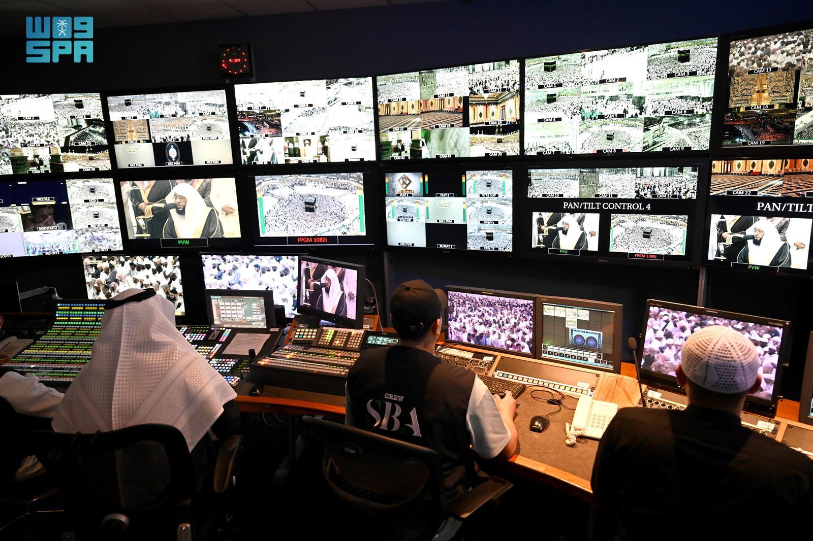 Saudi Broadcasters Impart Spiritual Grandeur of the Grand Mosque
