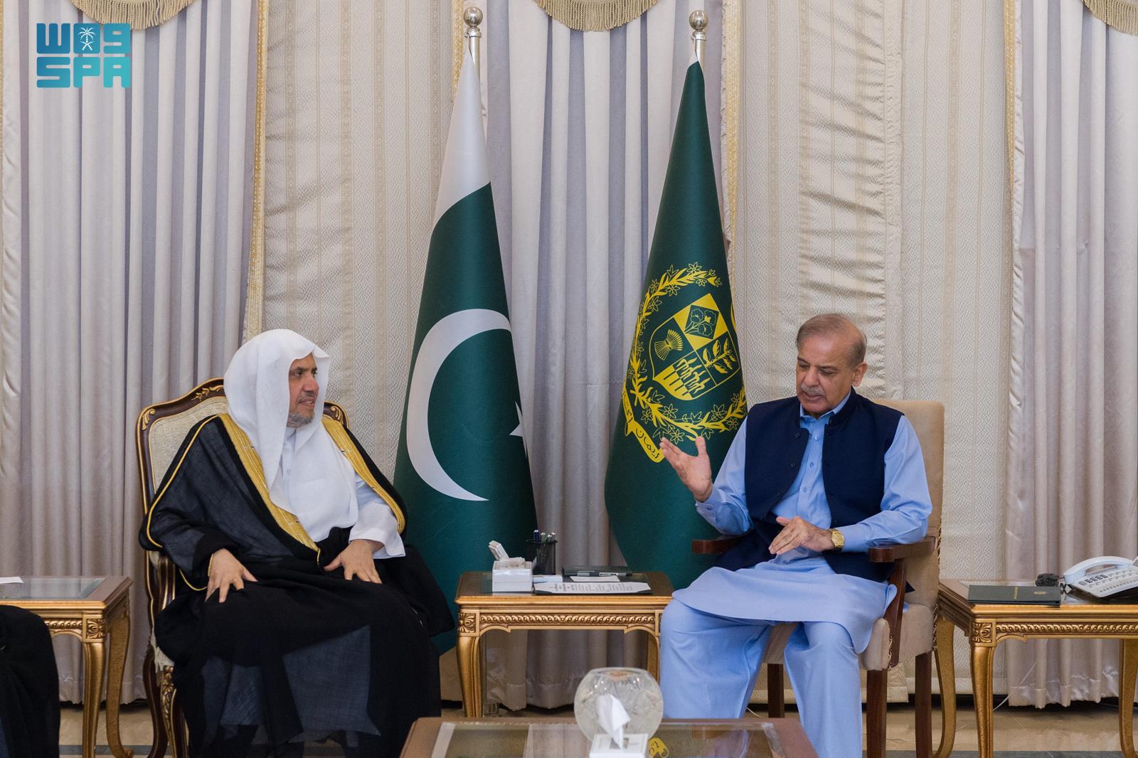 Pakistani Prime Minister Receives MWL Secretary General