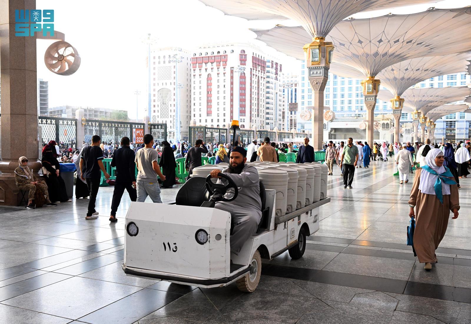 Over 655,000 Worshipers in Al-Rawda Al-Sharifa in First 20 Days of Ramadan