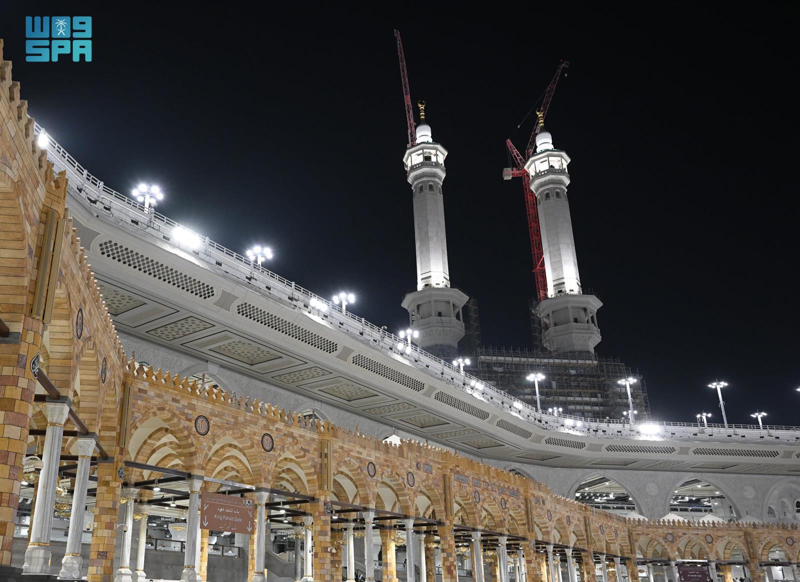 8,000 Speakers Amplify the Sound System at the Grand Mosque
