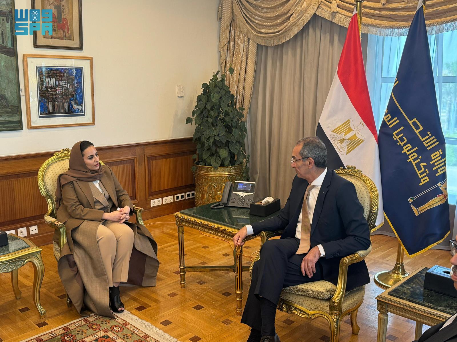 DCO Secretary General Meets with Egyptian Minister of Communications ...