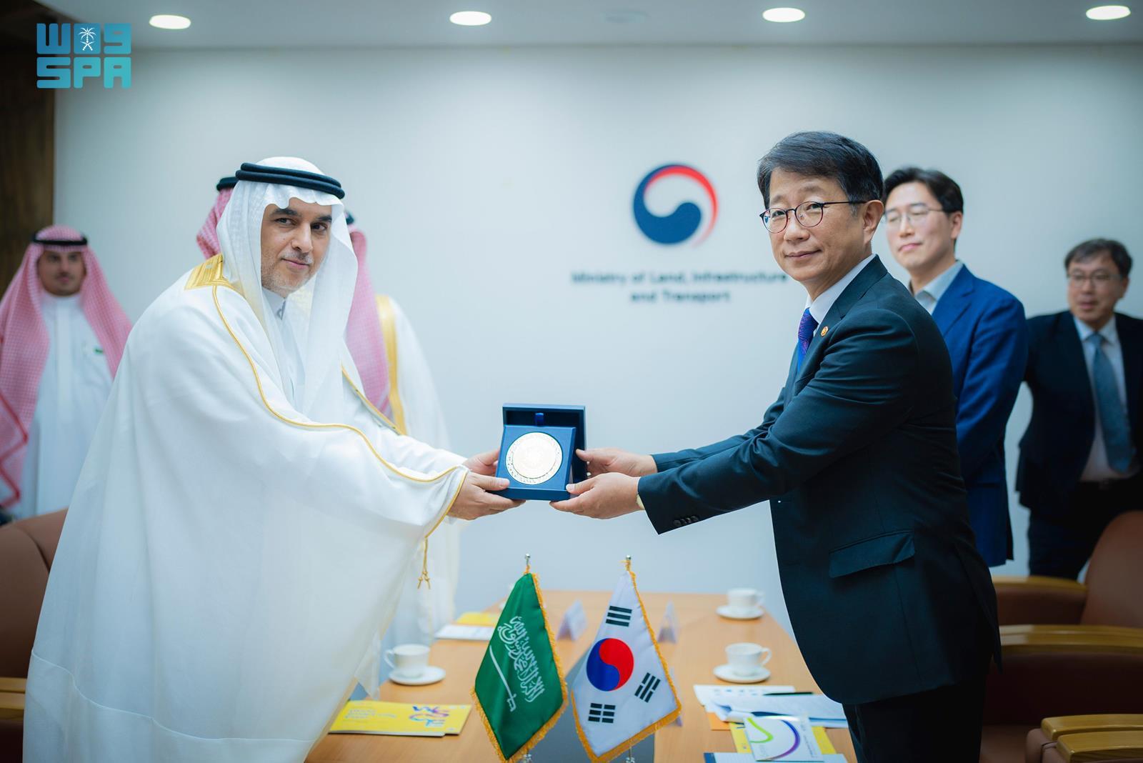 SDAIA President Discusses AI, Smart City Projects with Republic of ...