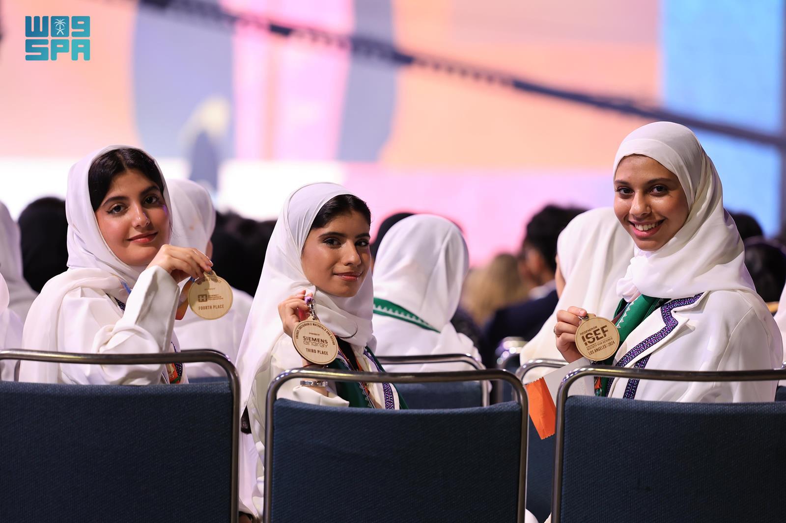 Education Minister Congratulates Leadership on Kingdom's Students ...