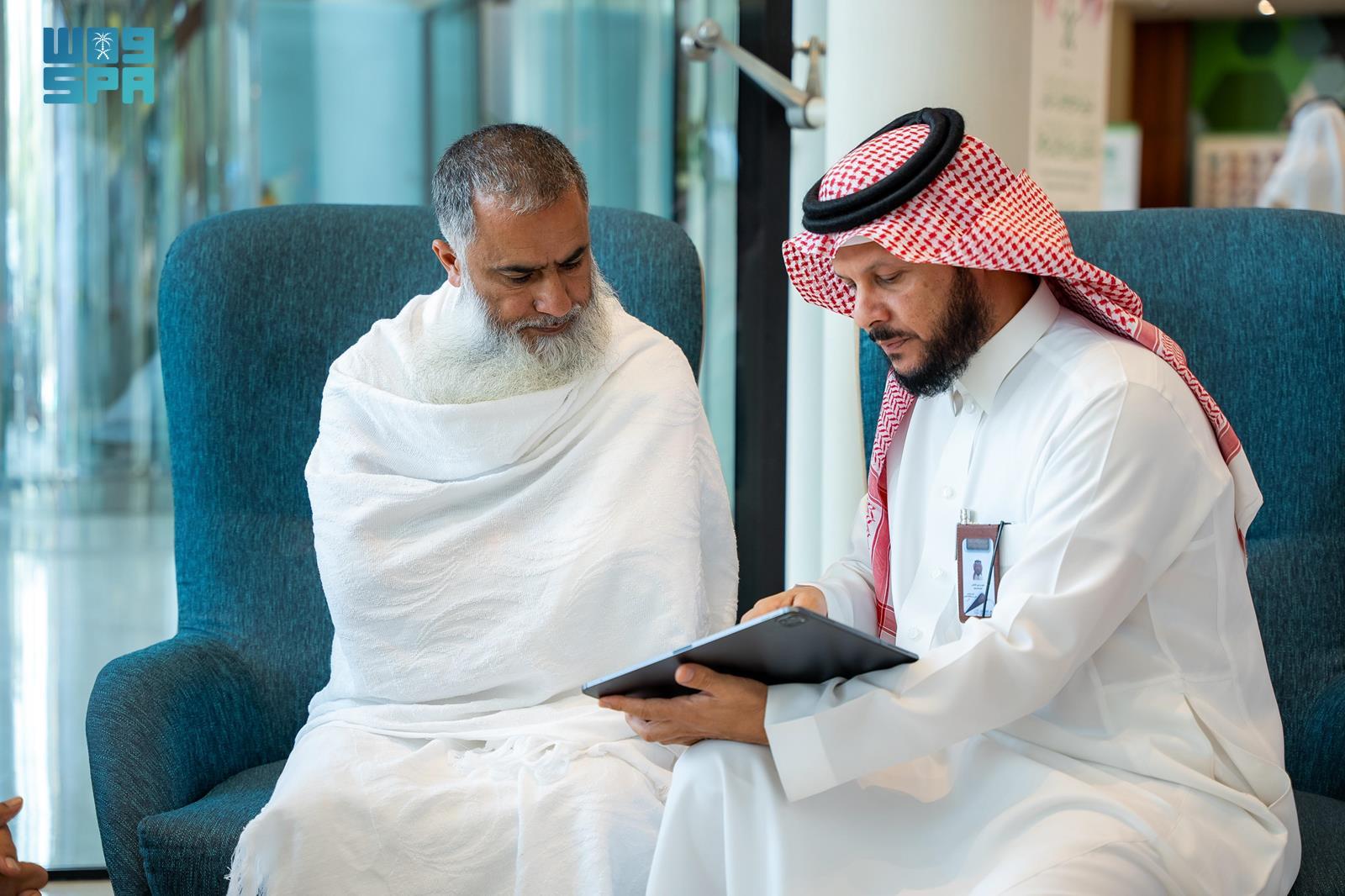 حج / الشؤون الإسلامية تقدم تطبيق تقنية الواقع الافتراضي ثلاثي الأبعاد ...