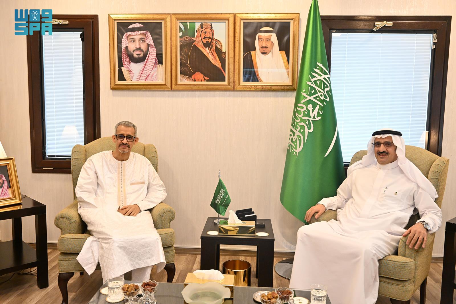 Ambassador Al-Saqr Meets ALECSO Director General