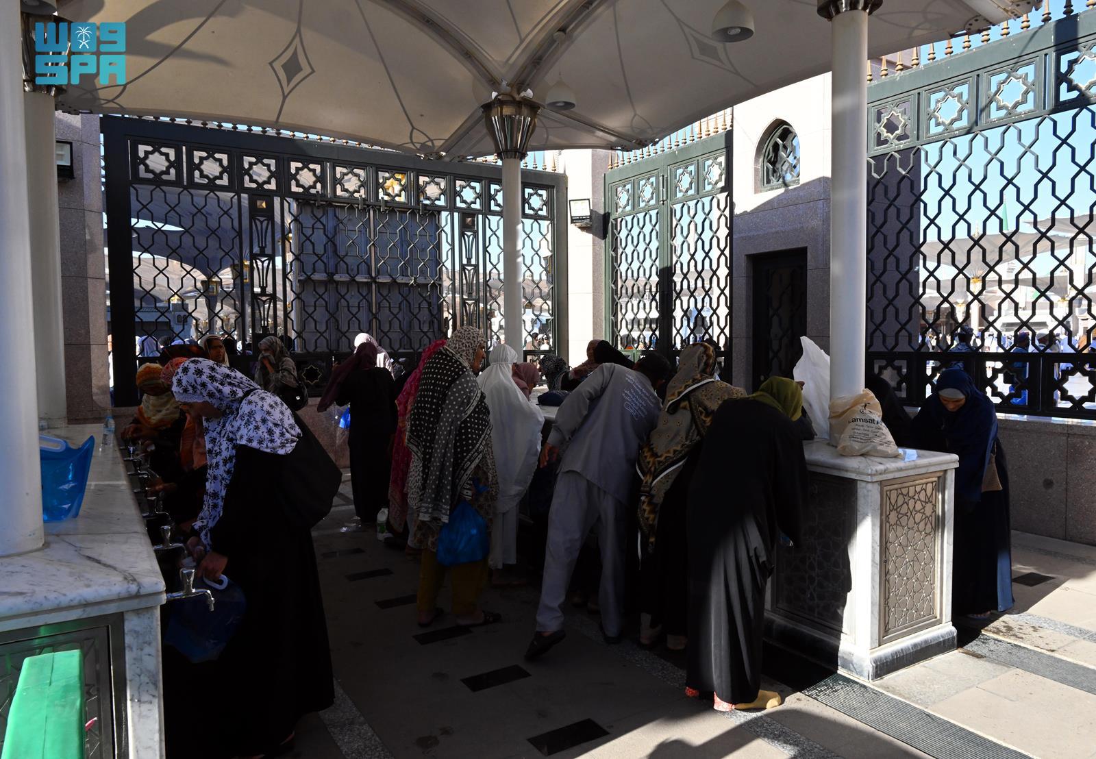 Sabeel Zamzam Project at Prophet’s Mosque Provides Best Water on Earth ...