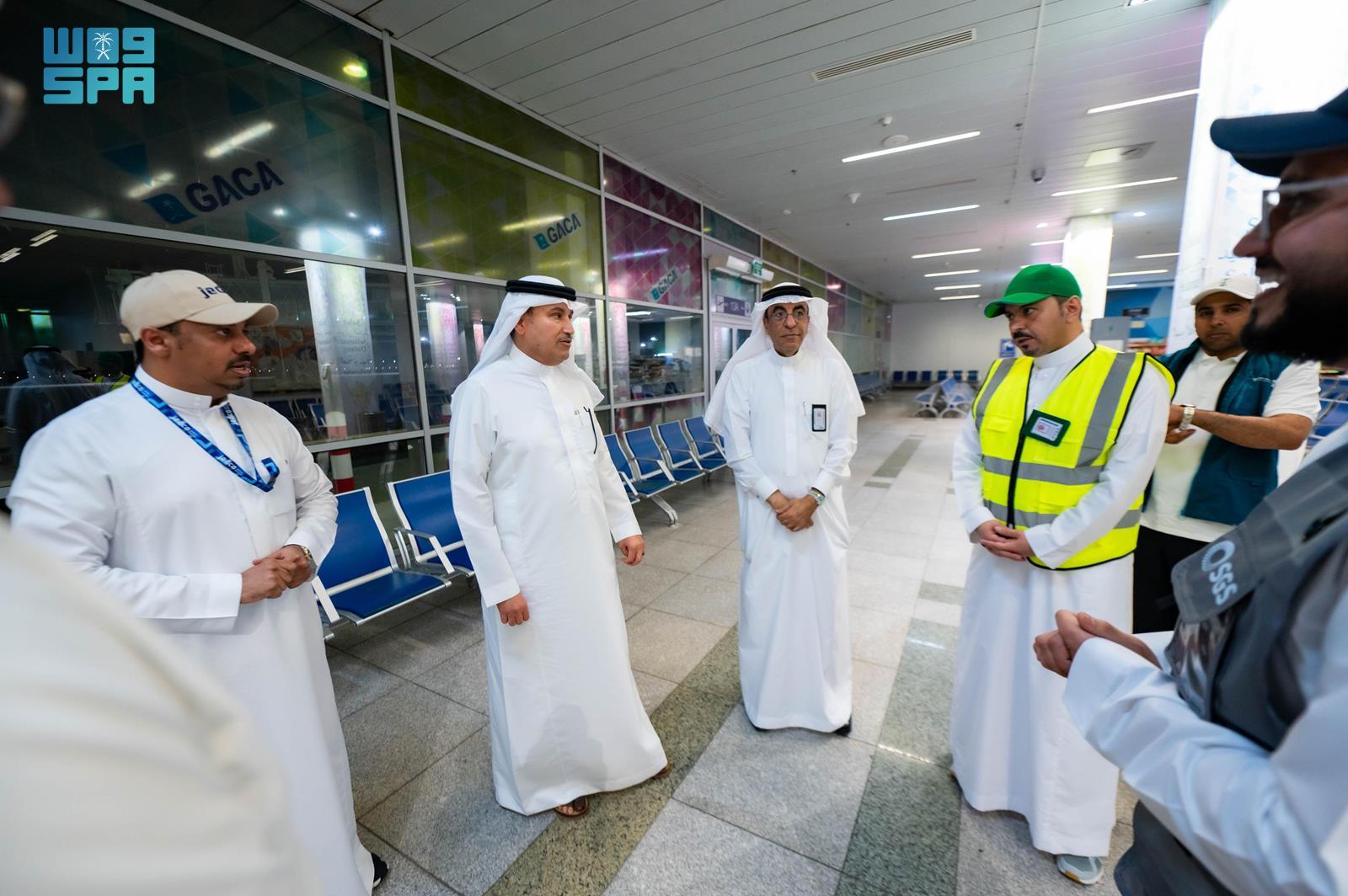 Transport Minister Visits Jeddah Airport to Oversee Pilgrim Departures
