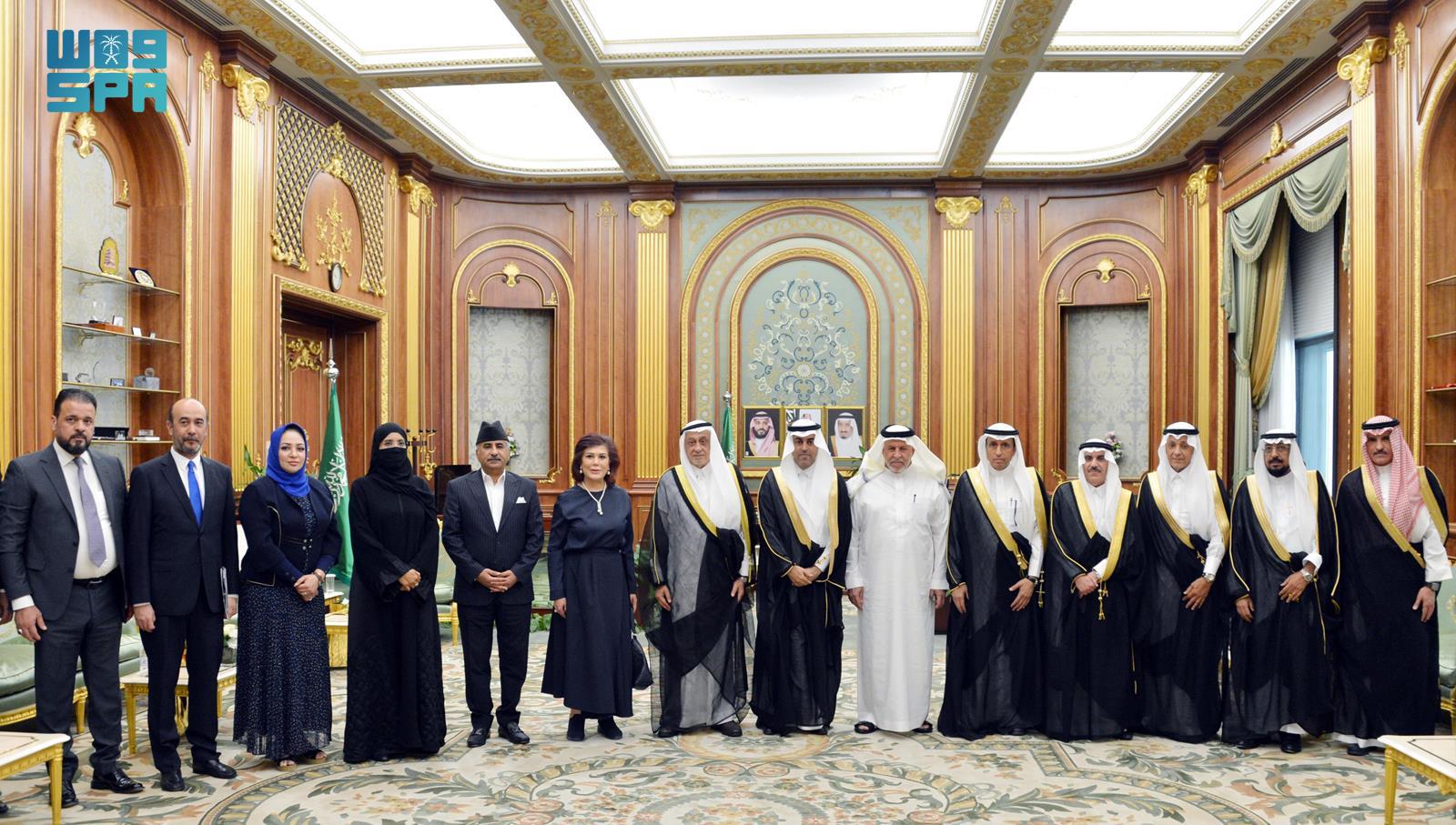 Shura Council Vice Speaker Meets with Members of Iraqi Parliament