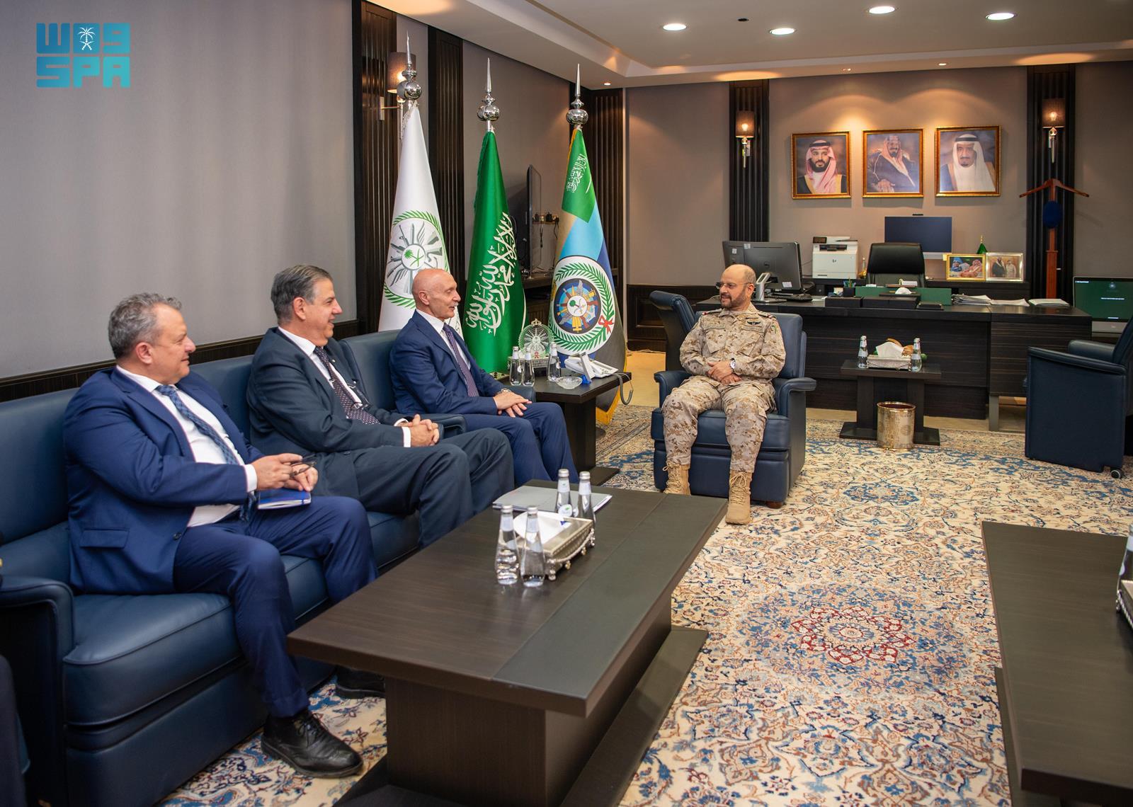 Chief of General Staff Receives Advisor to Italian Defense Minister