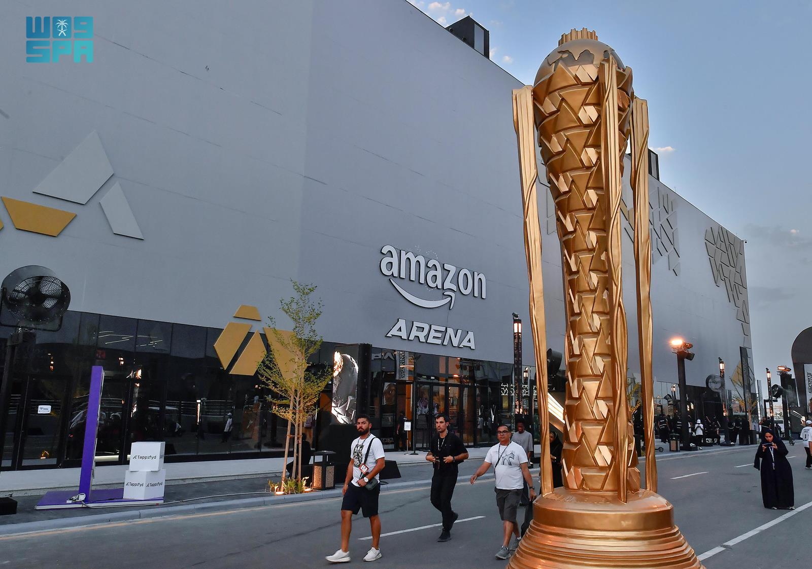 Esports World Cup Trophy: a Masterpiece Blending Esports Spirit, Saudi ...