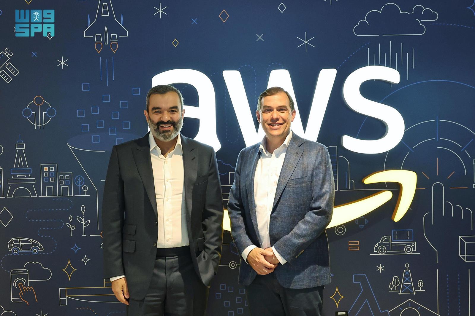 Saudi Minister of Communications Meets with CEO of Amazon Cloud AWS to ...