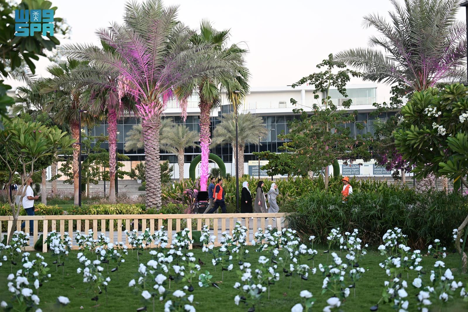 سياحة وترفيه / حديقة الأمير ماجد تقدّم لزوارها عروضاً ممتعة من الأنشطة ...