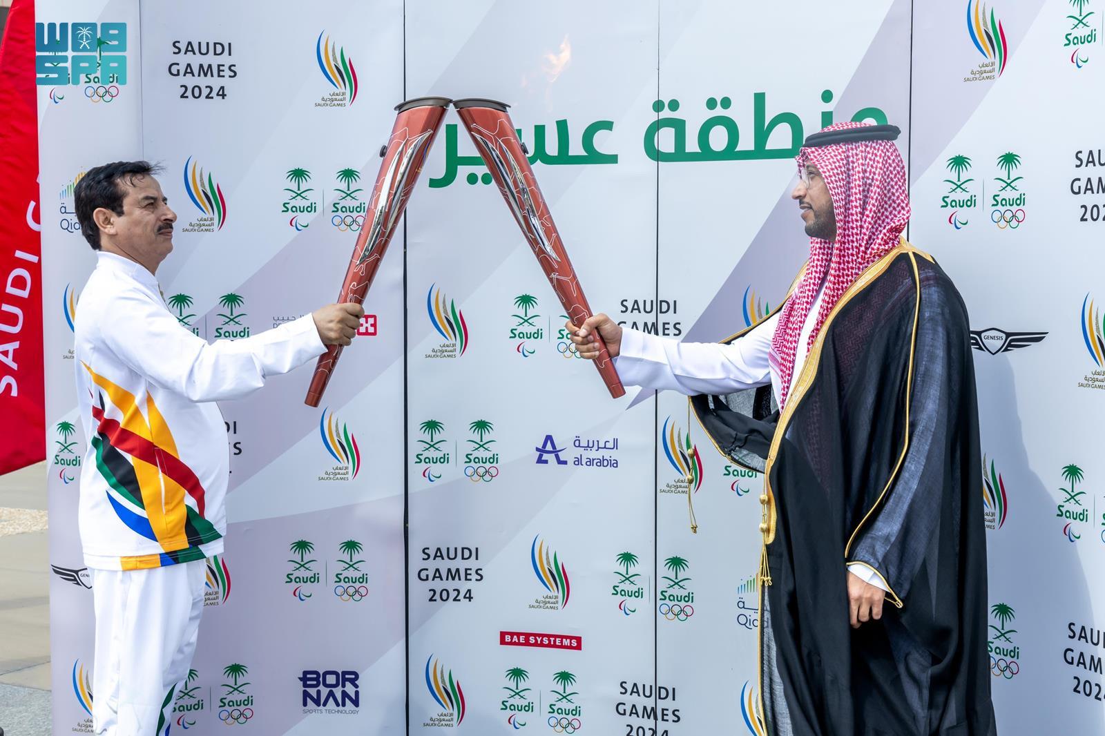 Aseer Region Deputy Governor Handed the Saudi Games Torch