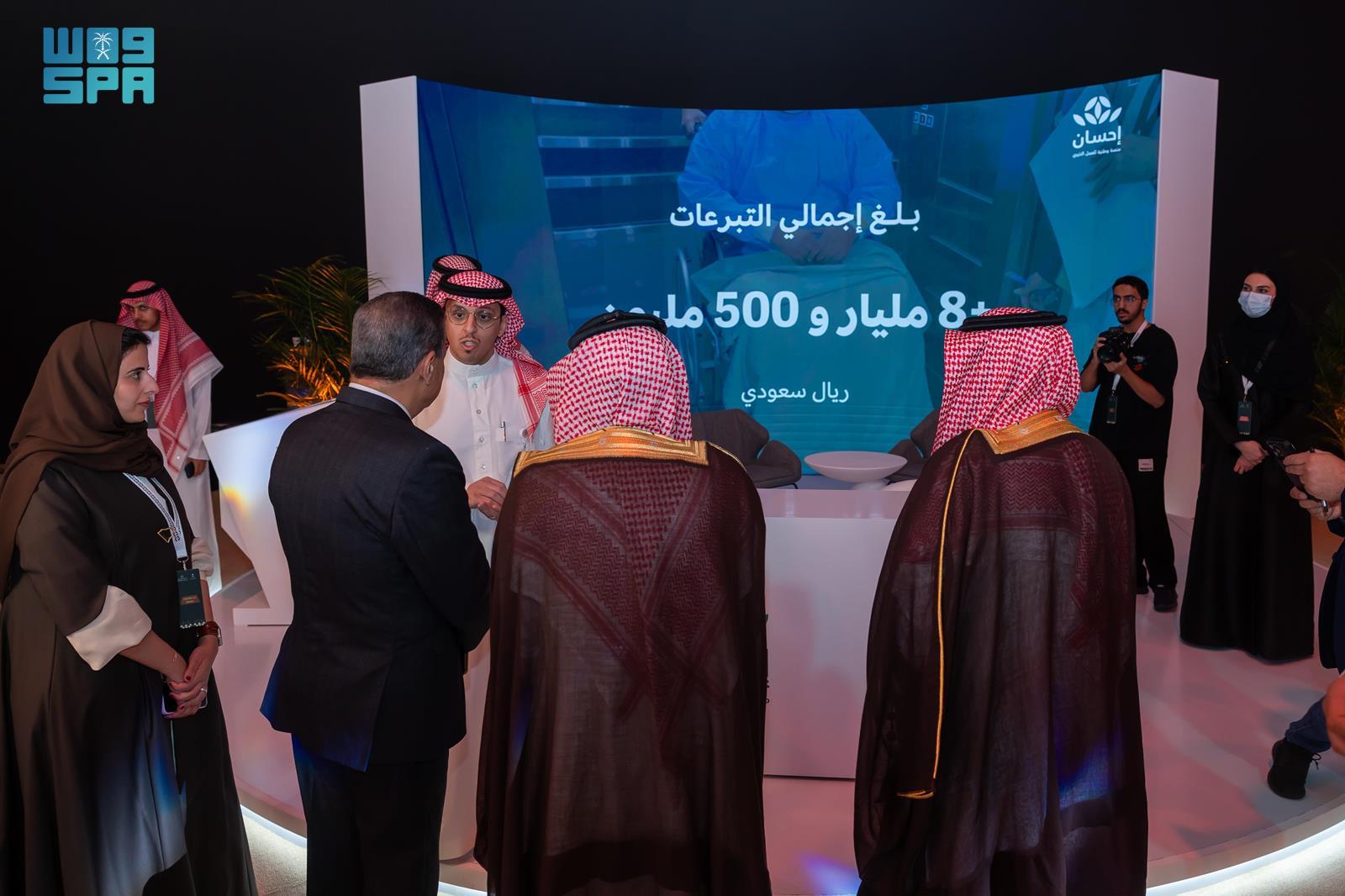 Media Delegations Prioritize News, Interviews at Arab and Islamic Summit