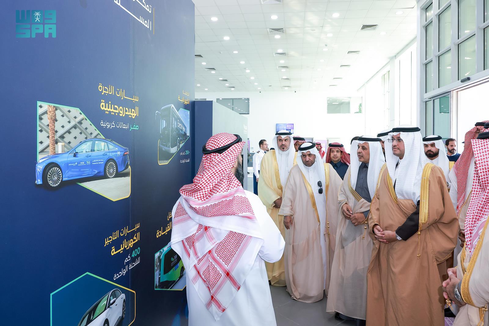 Prince Saud bin Talal Launches First Hydrogen-Powered Bus in Saudi Arabia