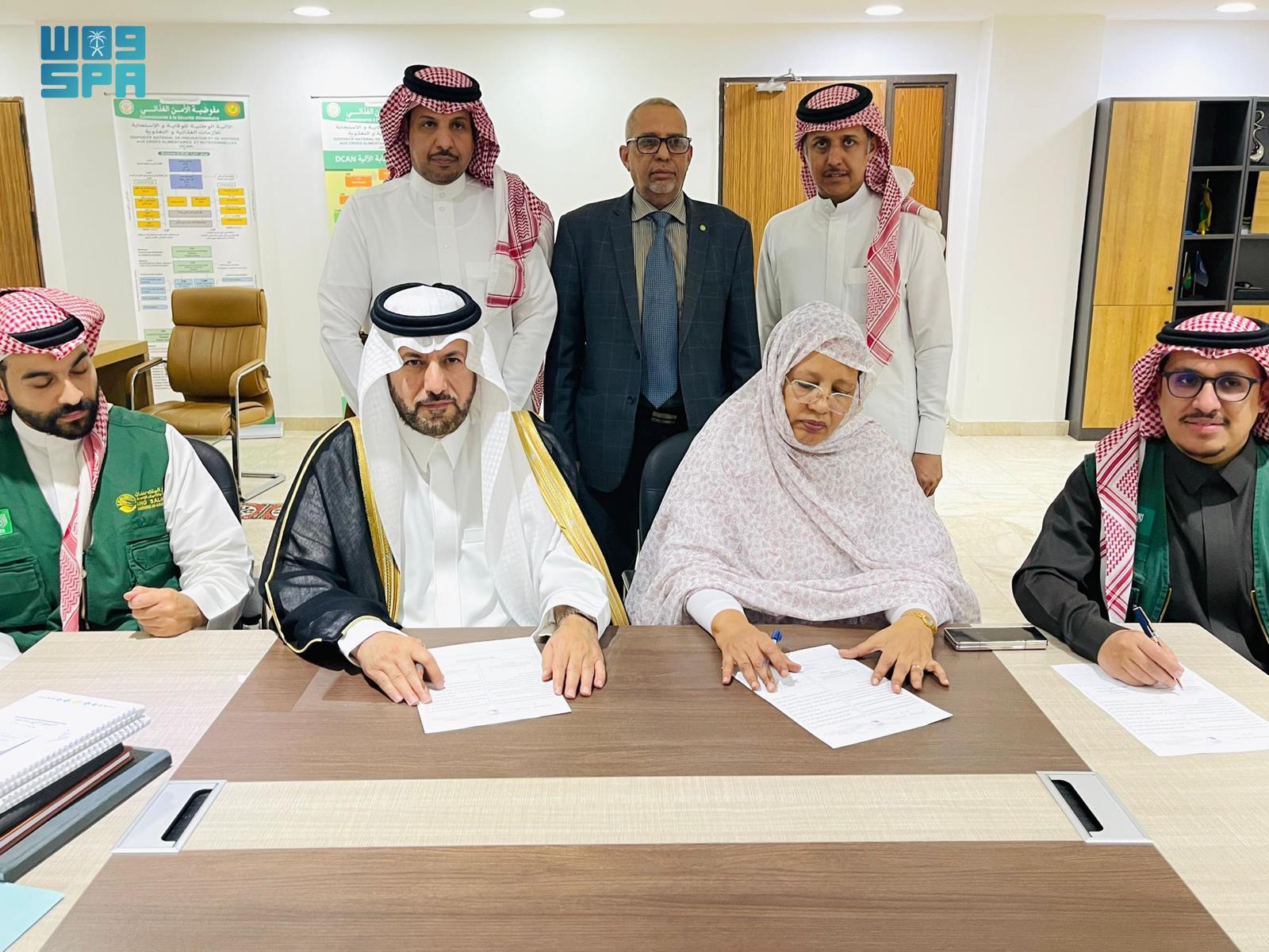 Saudi Ambassador Delivers 100 Tons of Dates to Mauritania