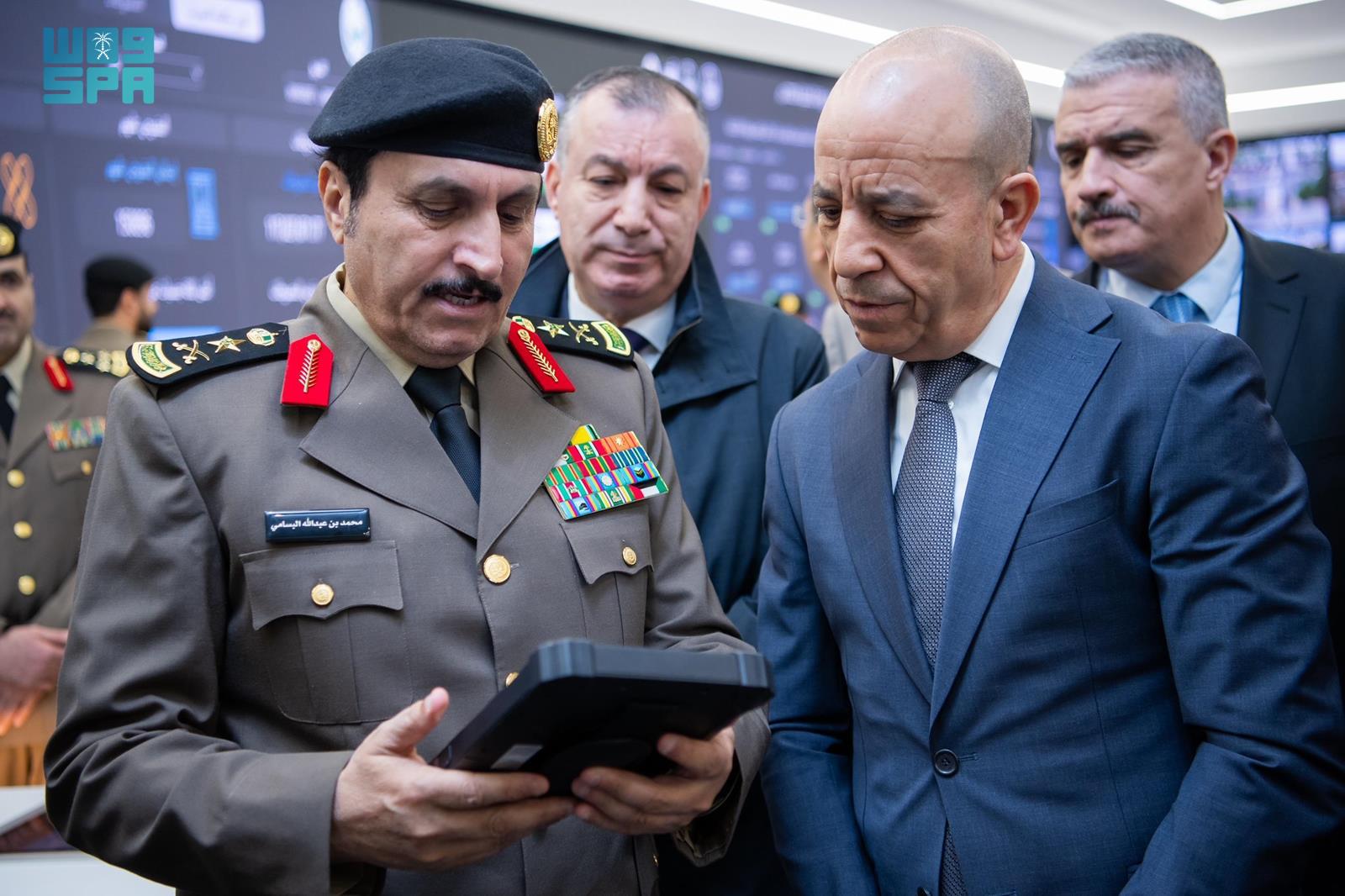 عام / مدير الأمن العام يستقبل مدير عام الأمن الوطني الجزائري