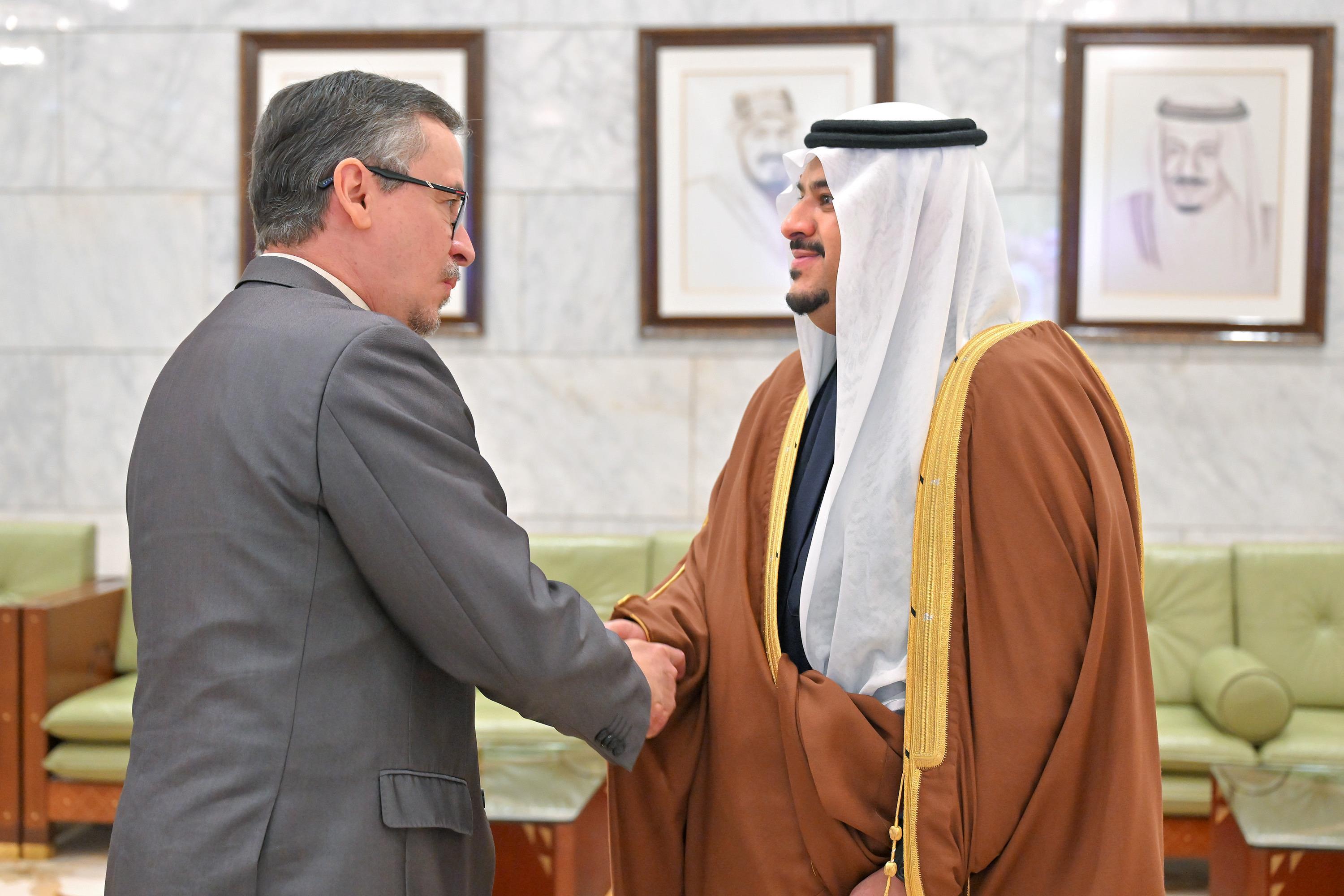 Riyadh Deputy Governor Receives Peru's Ambassador to Saudi Arabia
