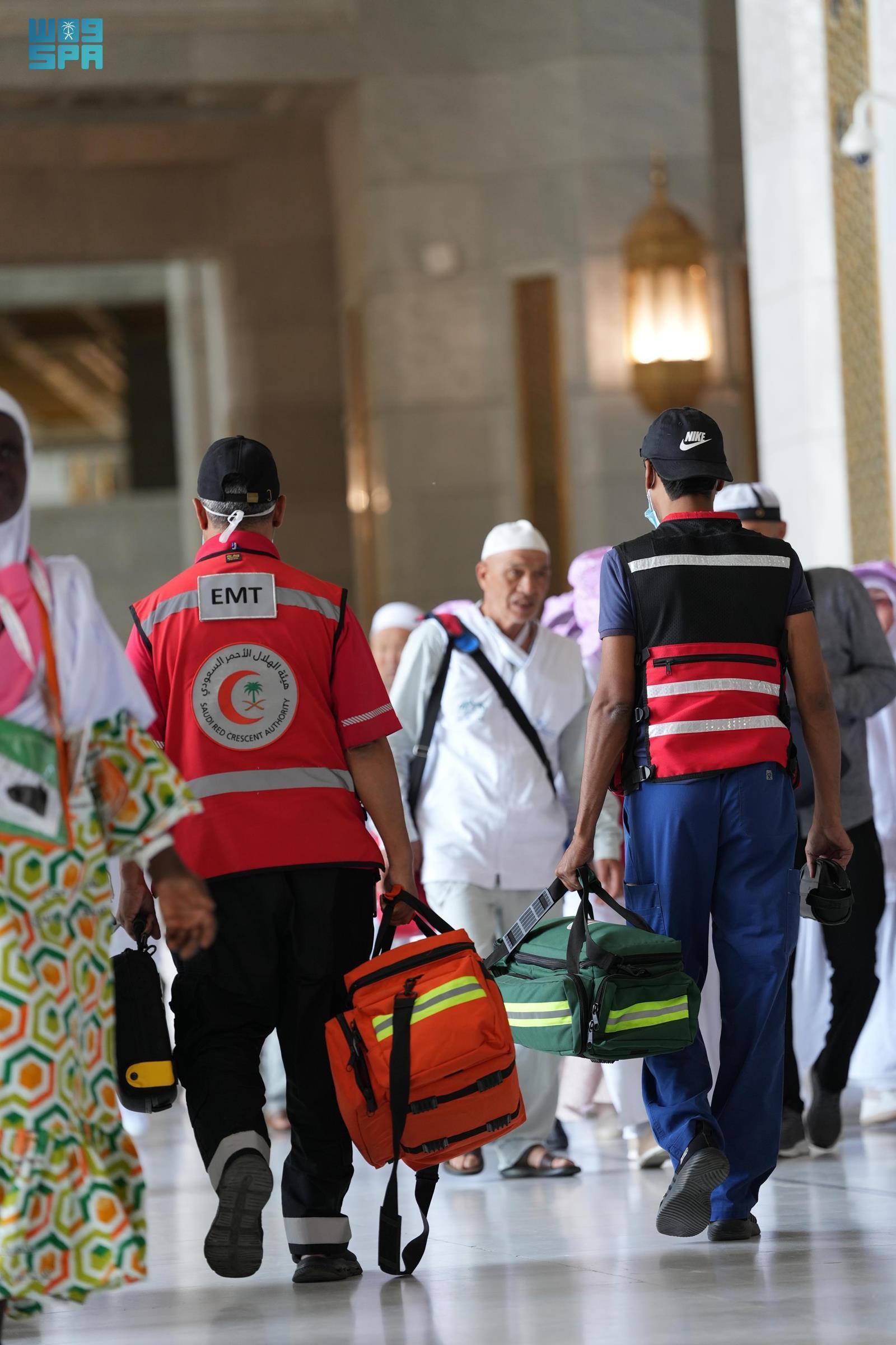 Red Crescent's Quick Action Restores Umrah Performer's Pulse in Makkah