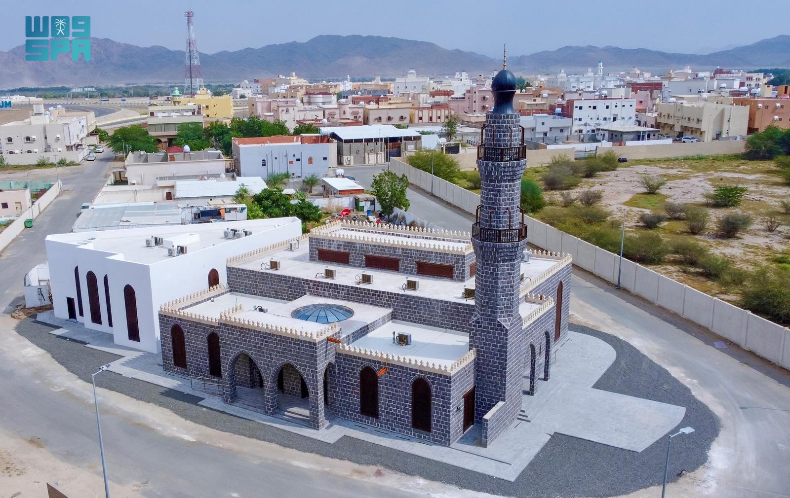 Prince Mohammed bin Salman Project Restores Al-Fath Mosque to ...