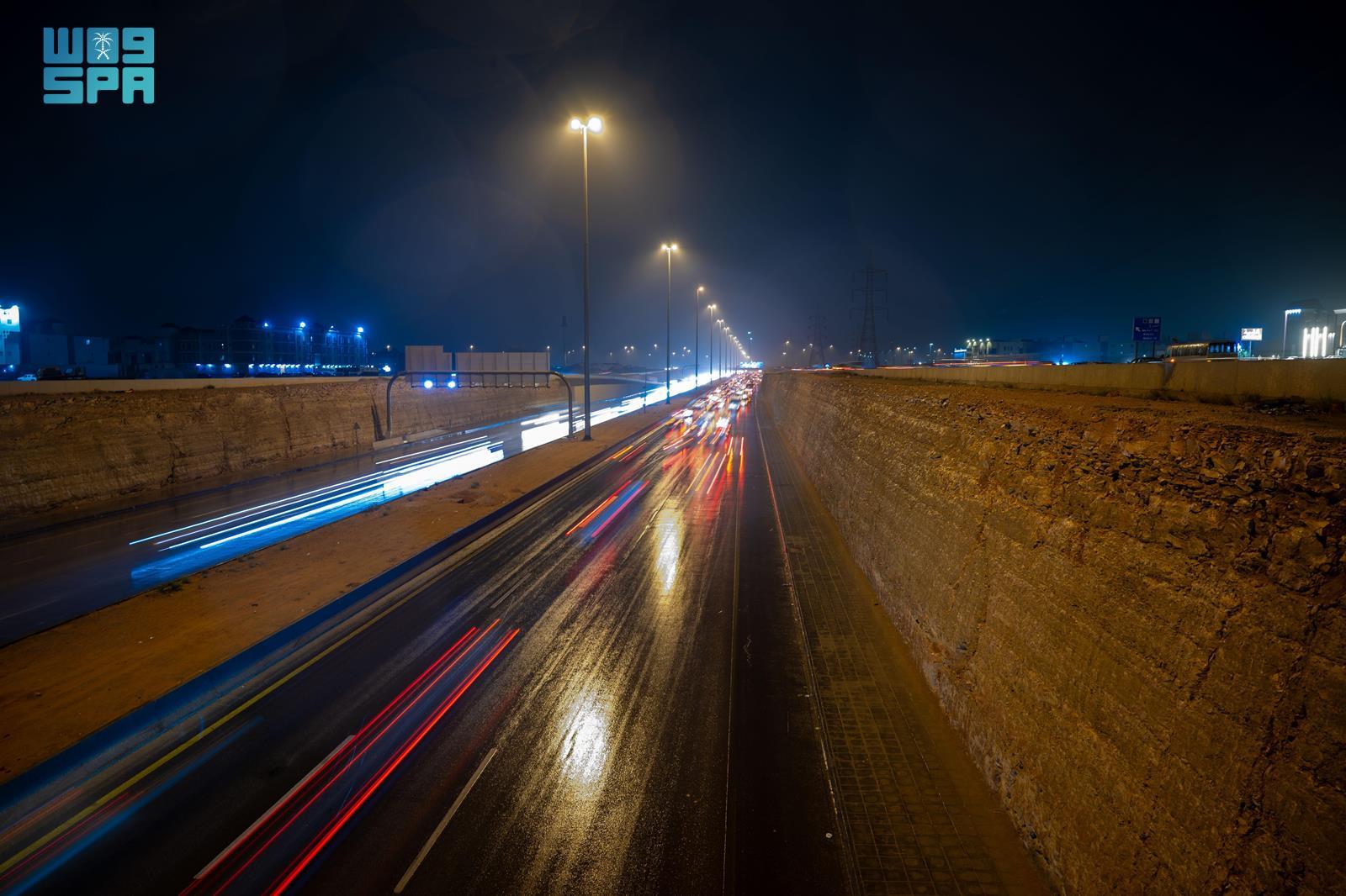 Rain Falls in Riyadh